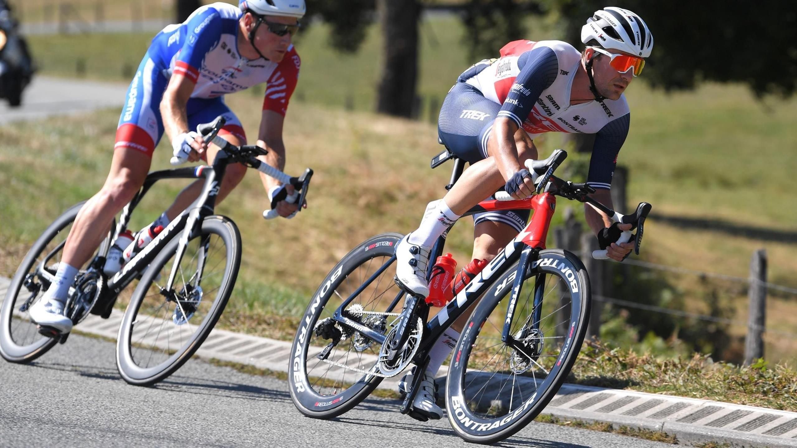 Blisko 100 km/h na trasie Tour de France. Kolarz pobił rekord, ale jego ...