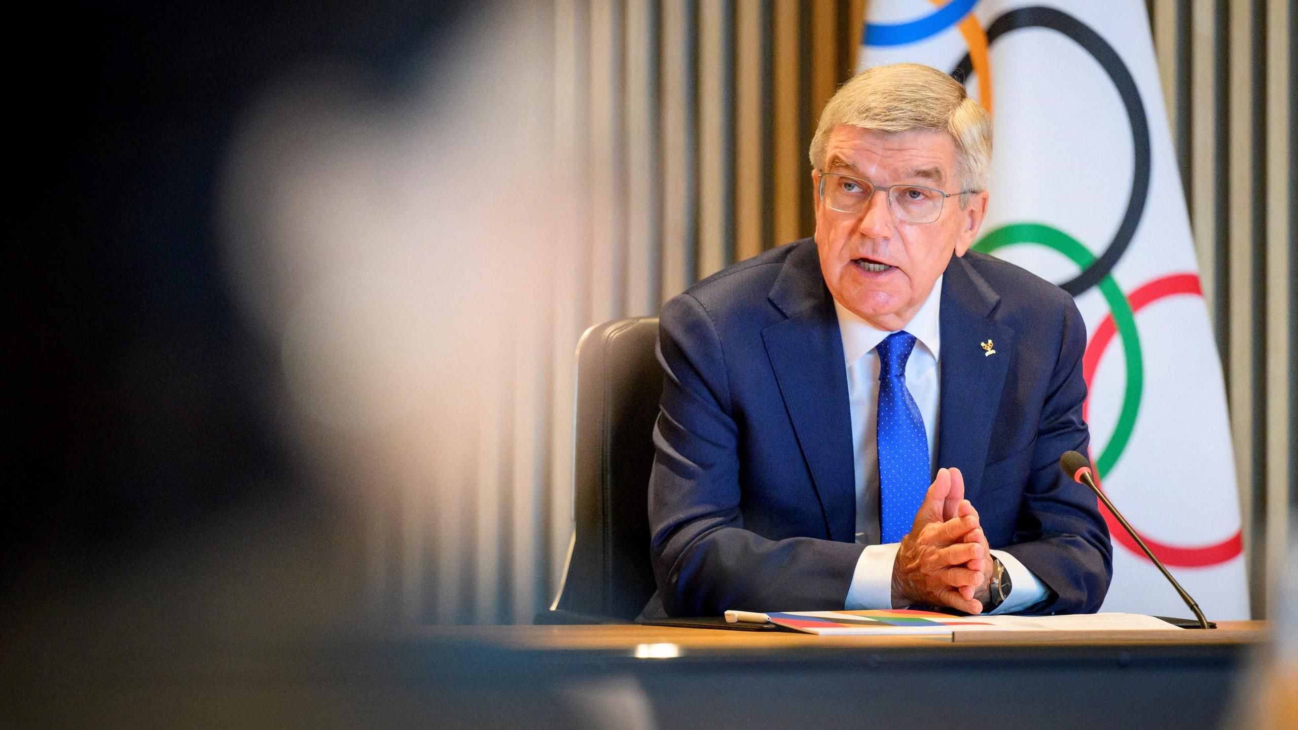 Thomas Bach kettős mércét emleget az orosz sportolók visszaengedése ...