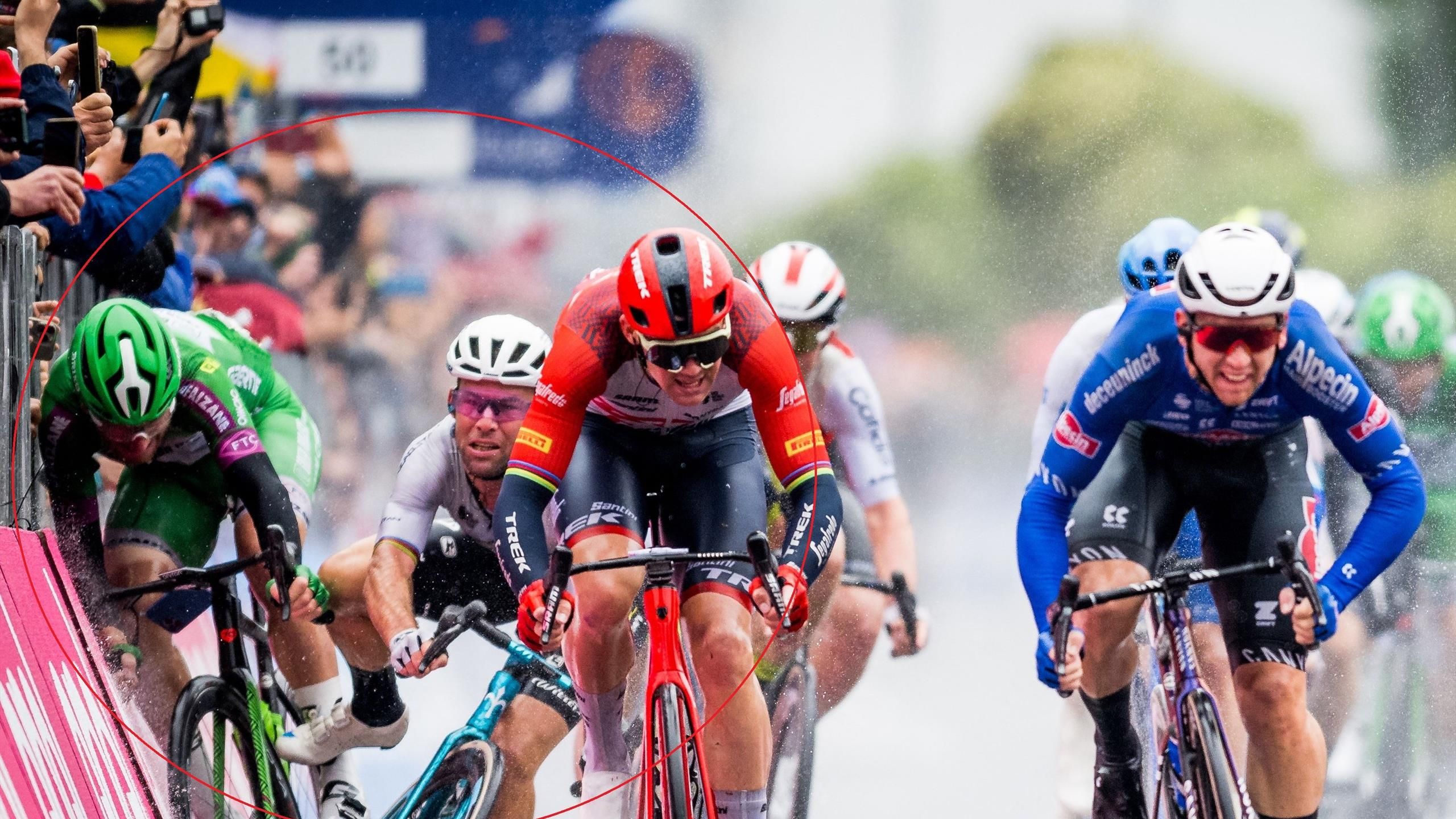 Giro d'Italia, Cavendish e Fiorelli a terra: retrocesso Dainese per ...