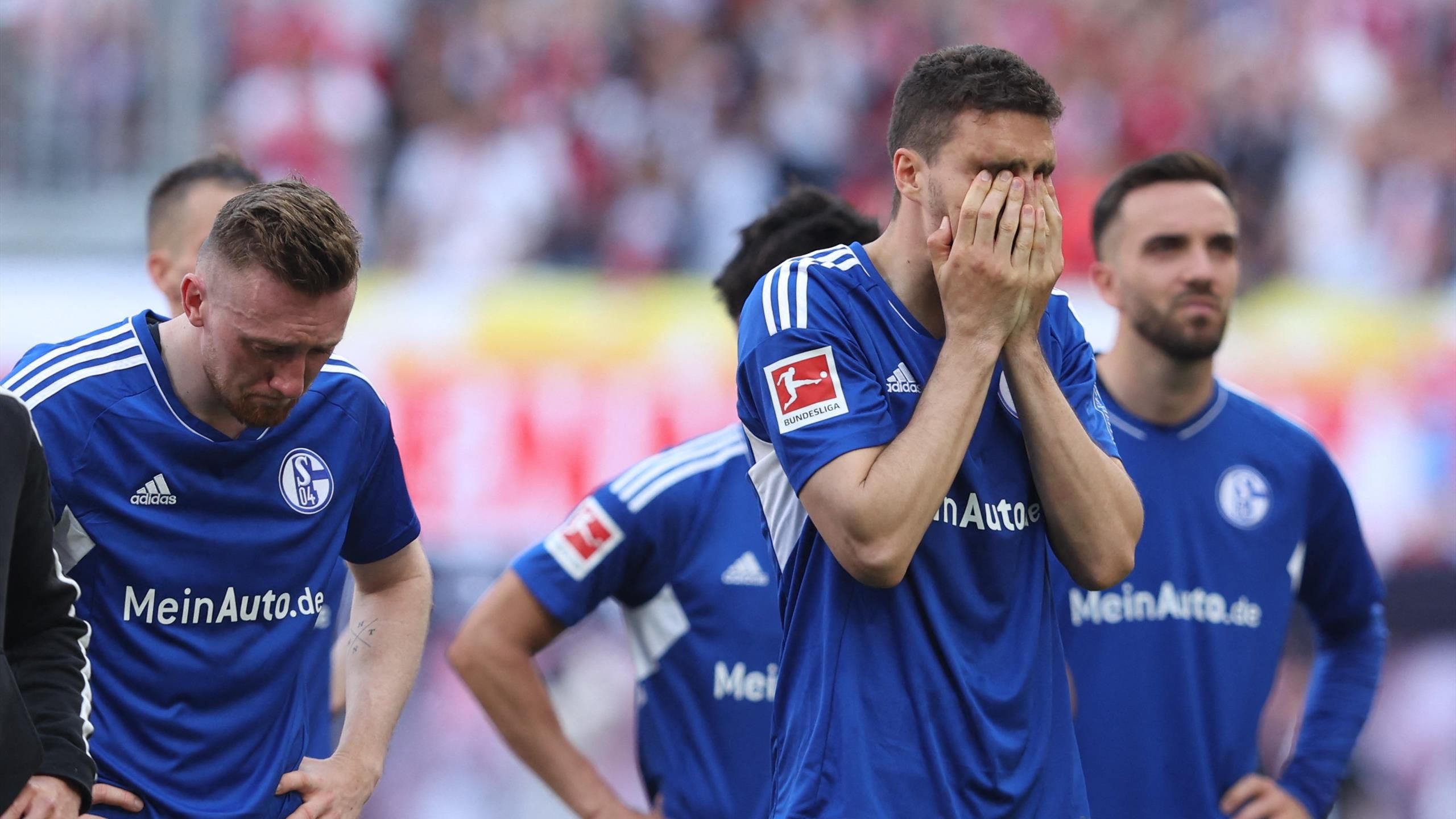 FC Schalke 04 verliert bei RB Leipzig und steigt aus der Bundesliga ab - Eurosport