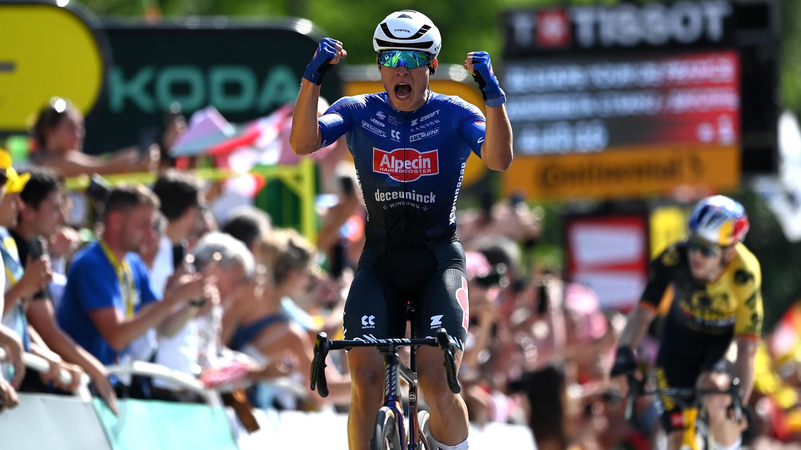 Tour de France | Live samenvatting etappe 3 - Philipsen verslaat ...