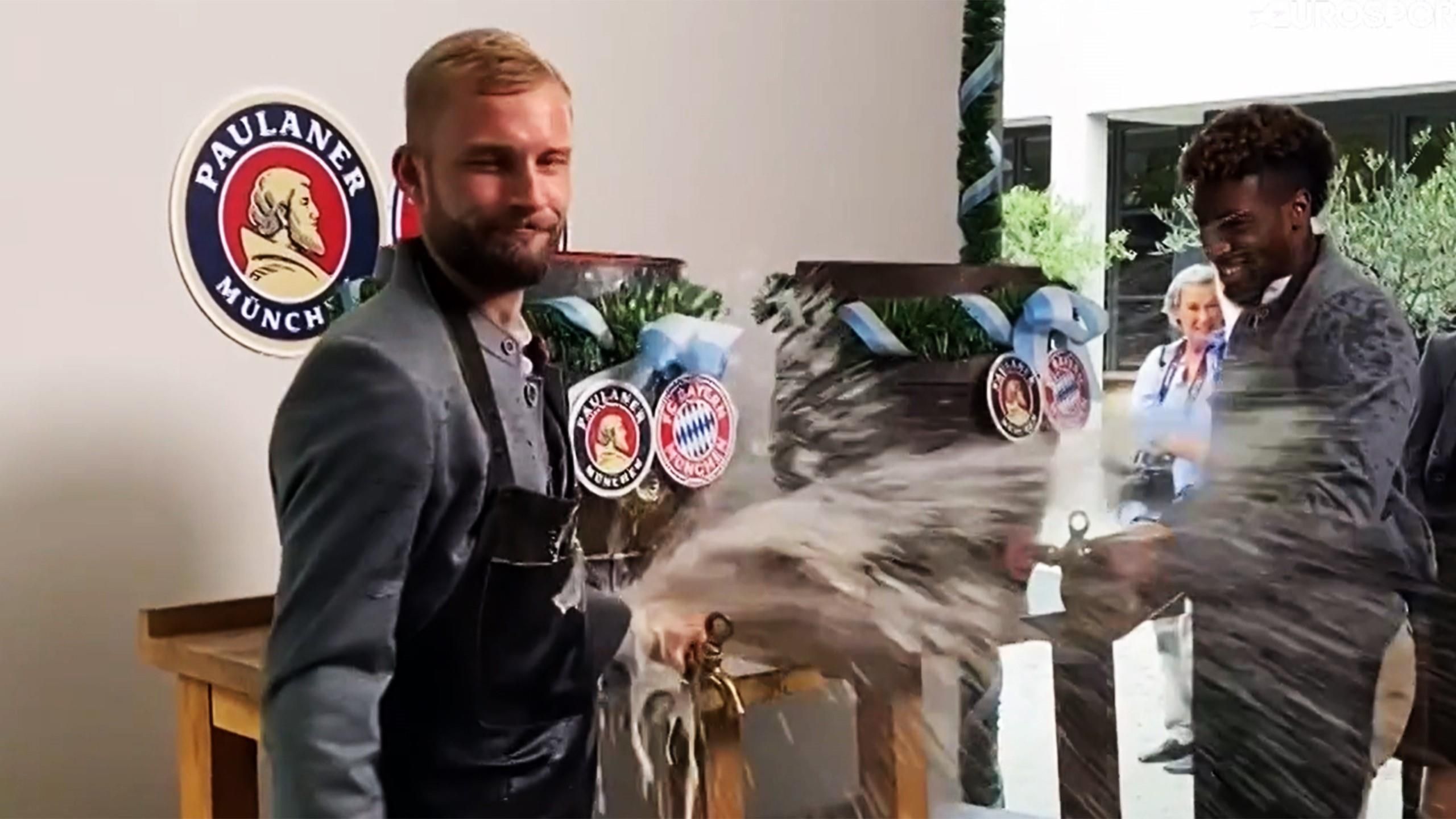 FC Bayern München - Konrad Laimer scherzt nach Bier-Panne: "Will nicht ...