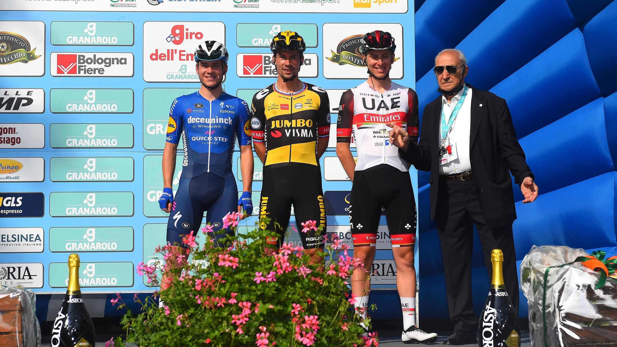 Ville overgangsrykter: Storlag snuser på Roglic, Evenepoel og Pogacar ...