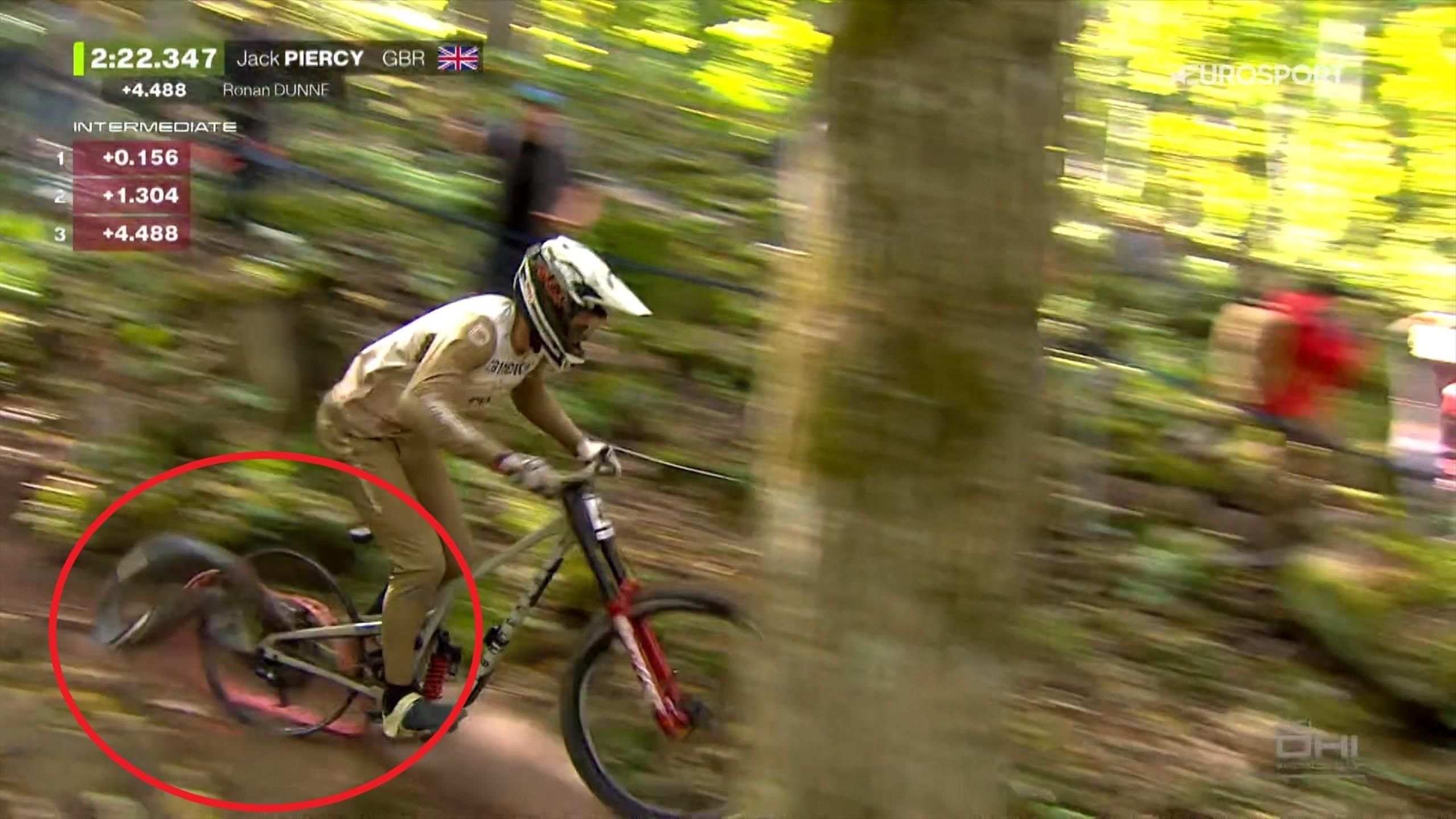 VTT Descente - Snowshoe : Jack Piercy (Commencal) continue sa course ...