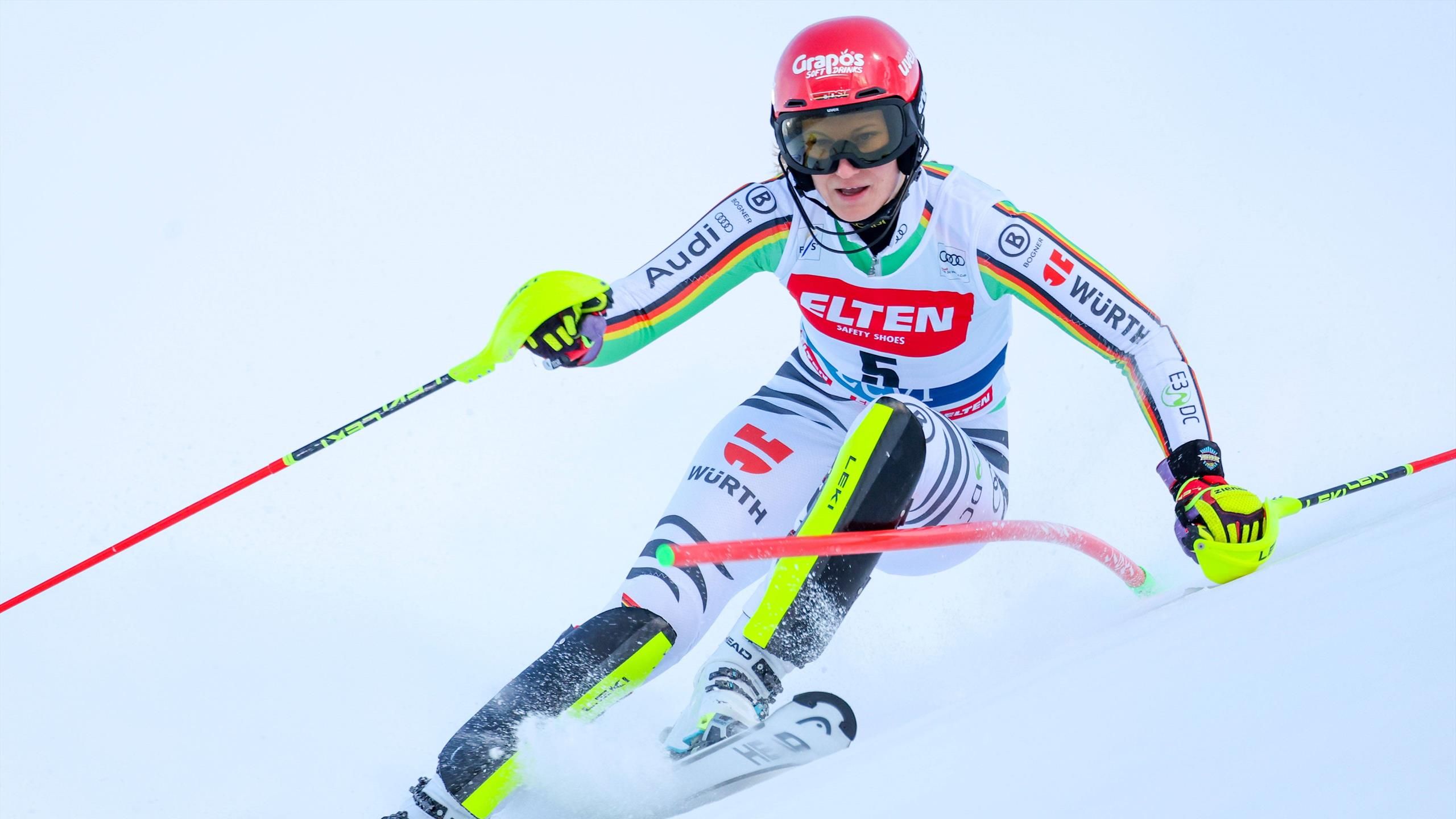 Lena Dürr glänzt mit Rang zwei beim Slalom der Frauen in Levi - Alpine ...