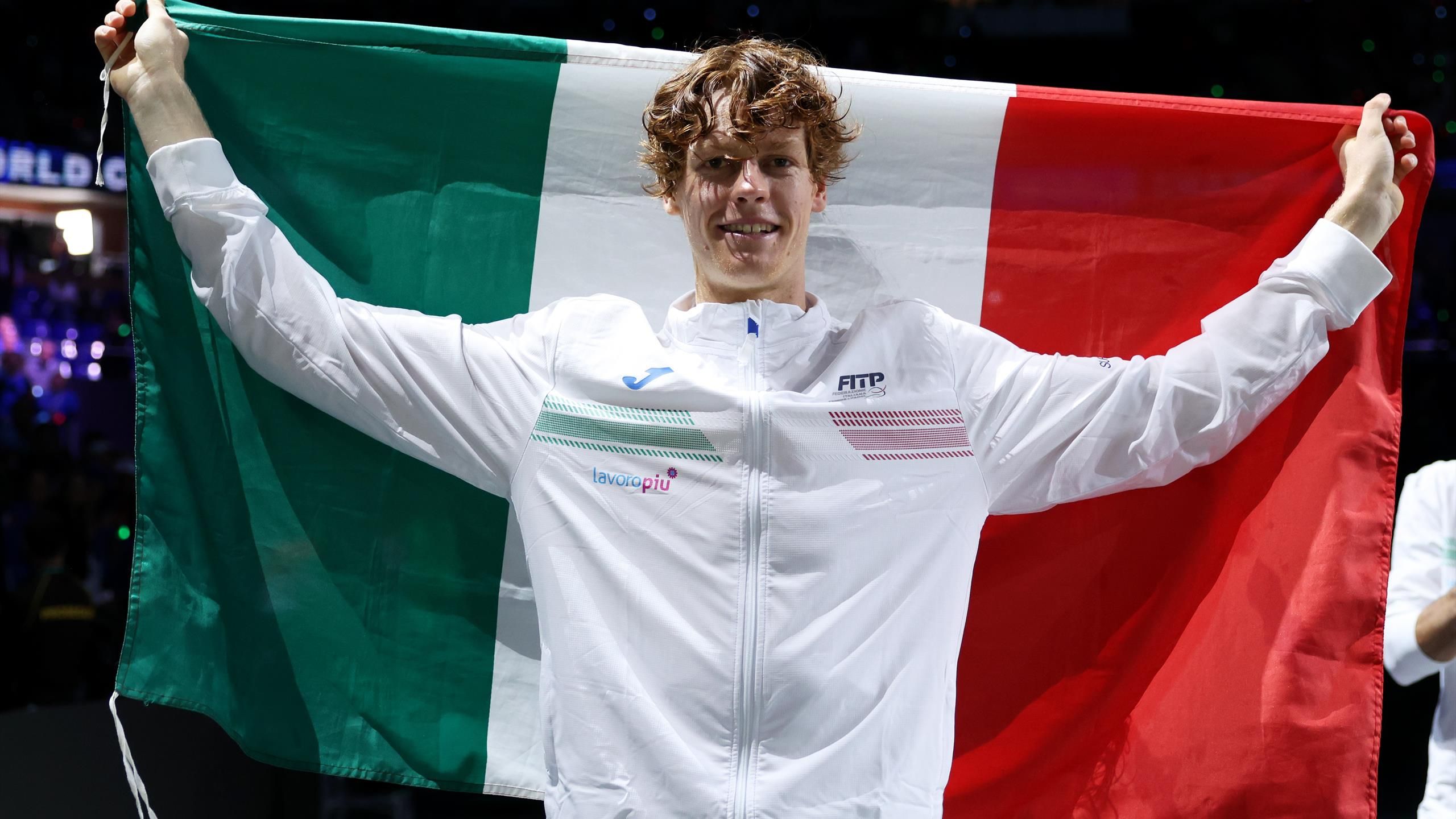 Davis Cup - Italien feiert Jannik Sinner: Presse zieht nach Sieg gegen Australien Vergleich zum ...
