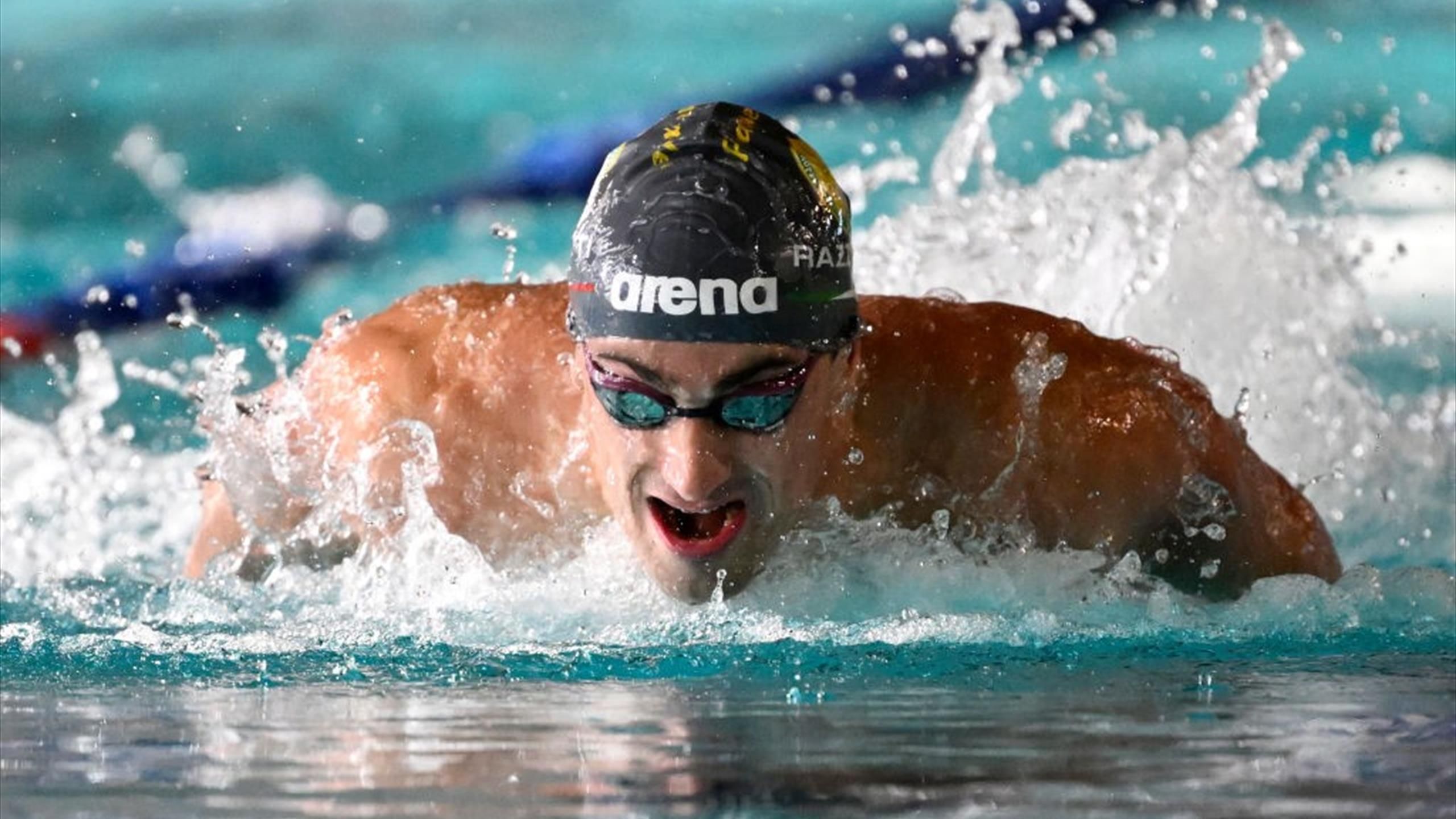Nuoto Alberto Razzetti Record Italiano Nei 400 Misti E Pass Per Le
