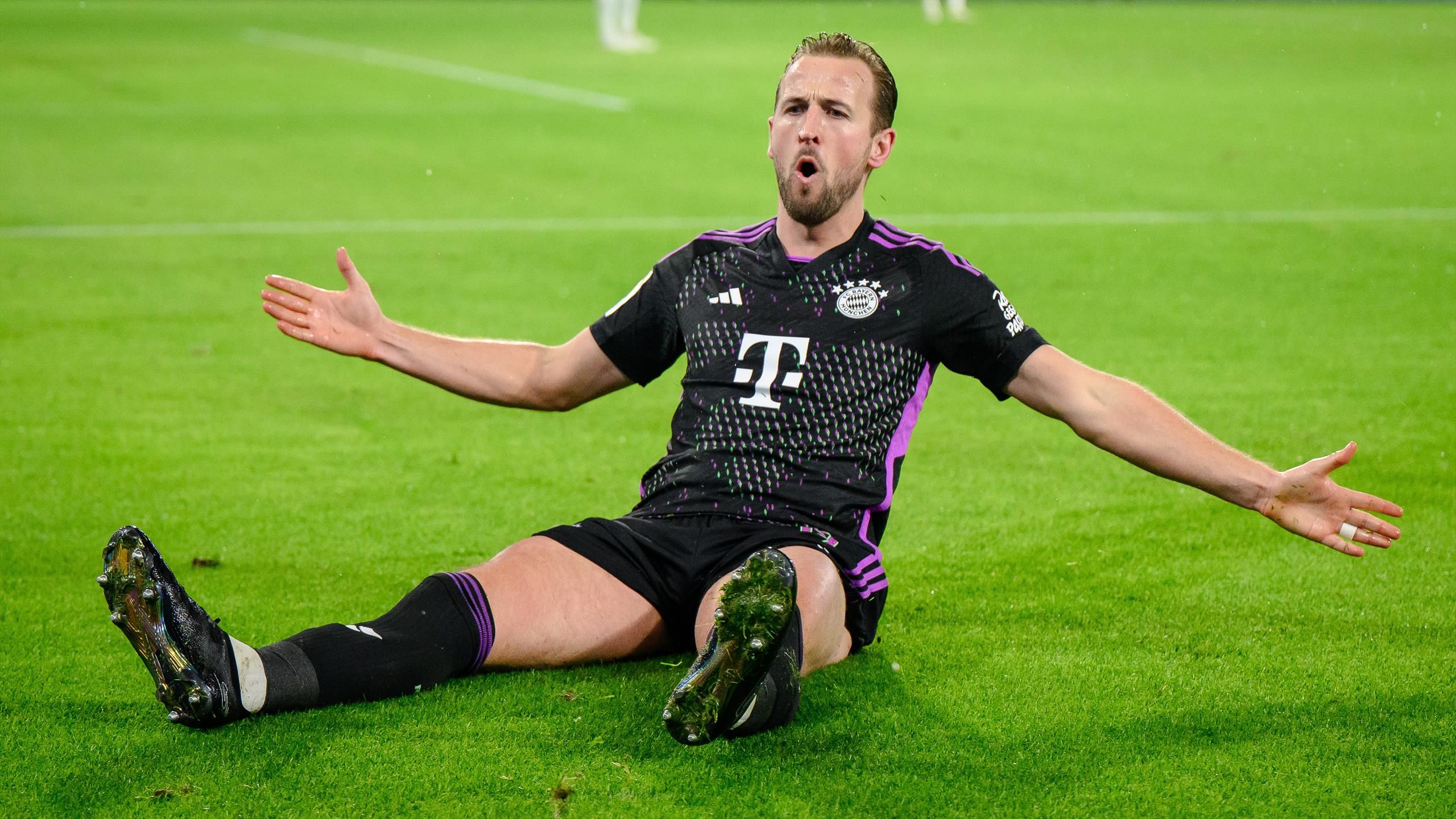 FC Bayern München: Sepp Maier über Harry Kane: "Wertvoller als Robert ...