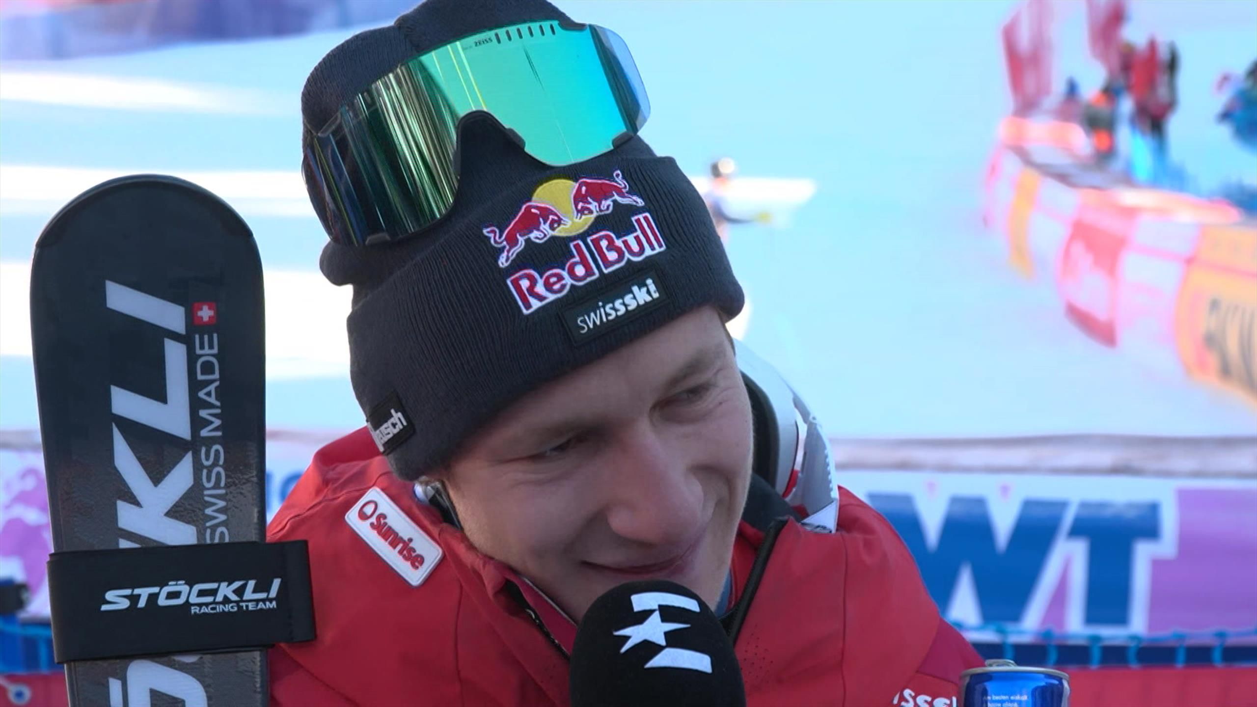 Wengen: Marco Odermatt freut sich im Eurosport-Interview über seinen ...