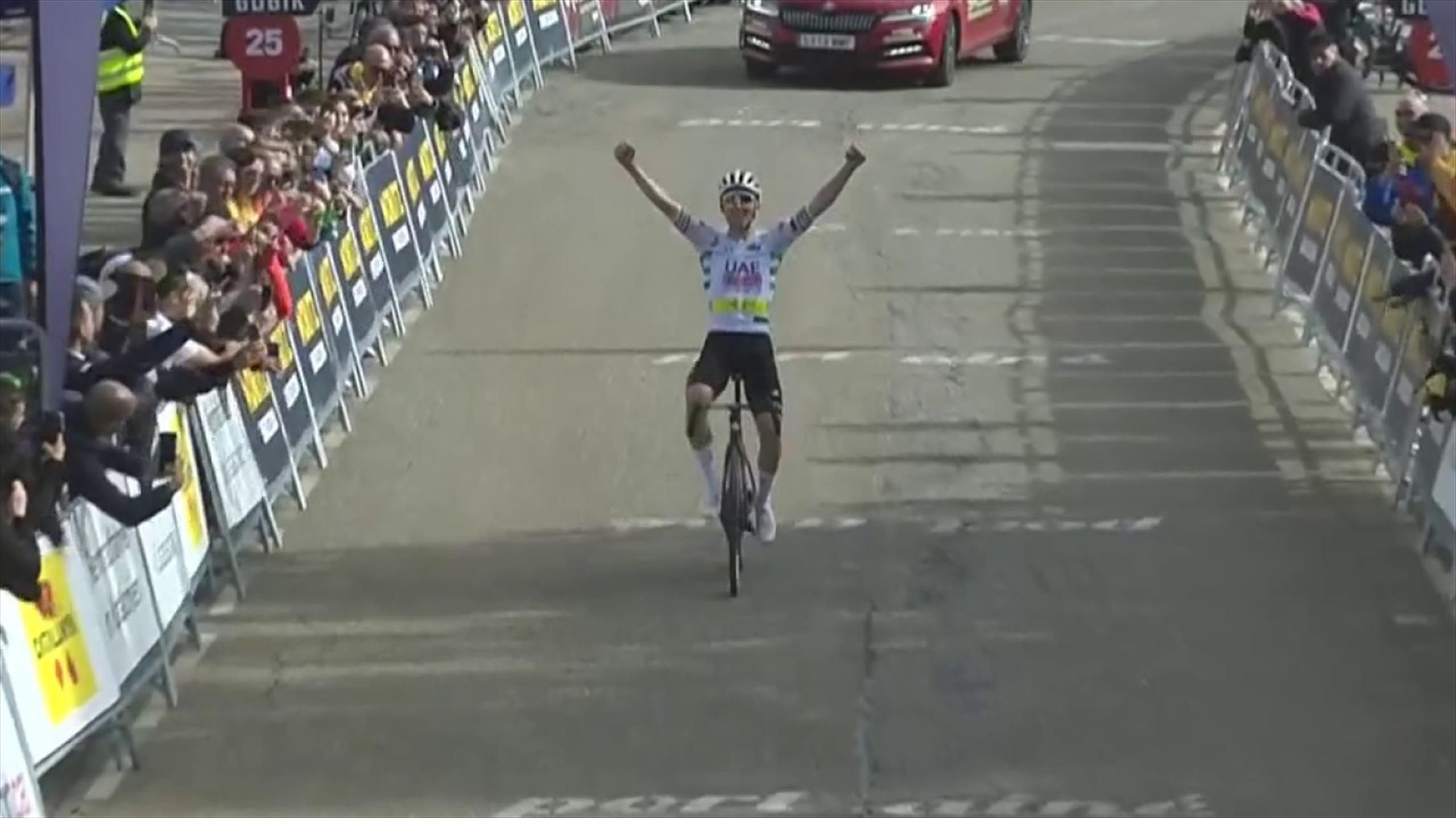 Katalonien-Rundfahrt: Tadej Pogacar brilliert mit Solo-Fahrt am Berg ...