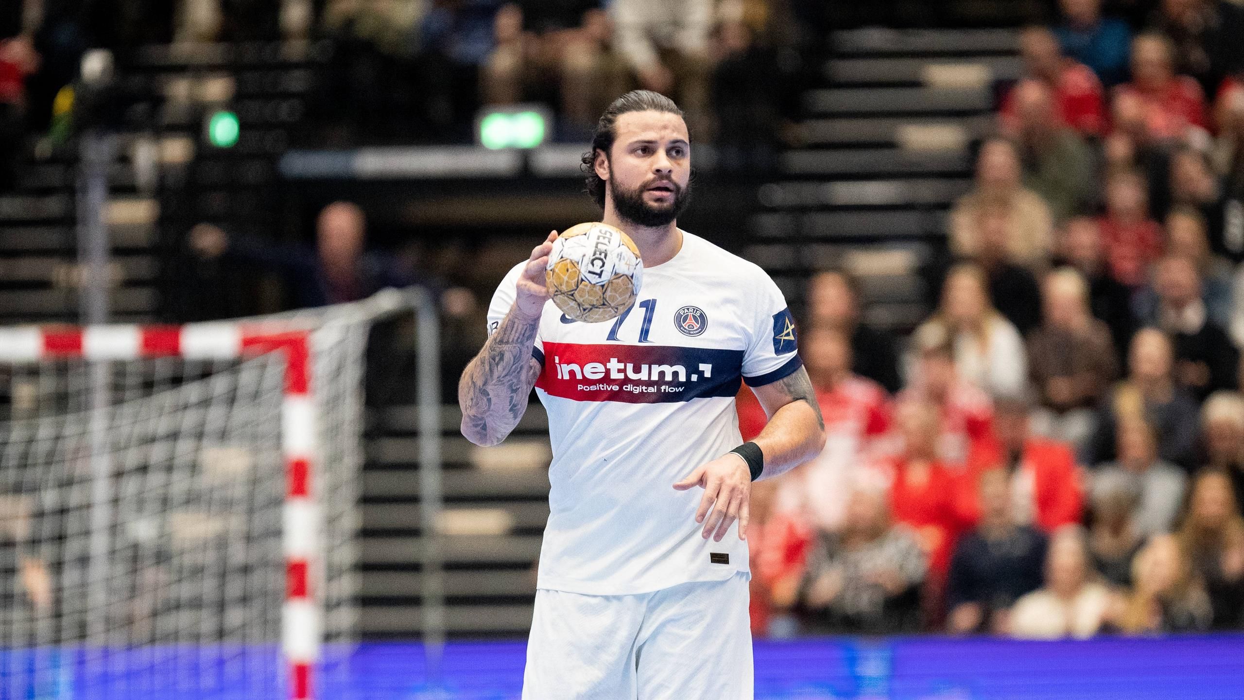 Ligue des Champions de handball : Elohim Prandi brille avec le PSG ...