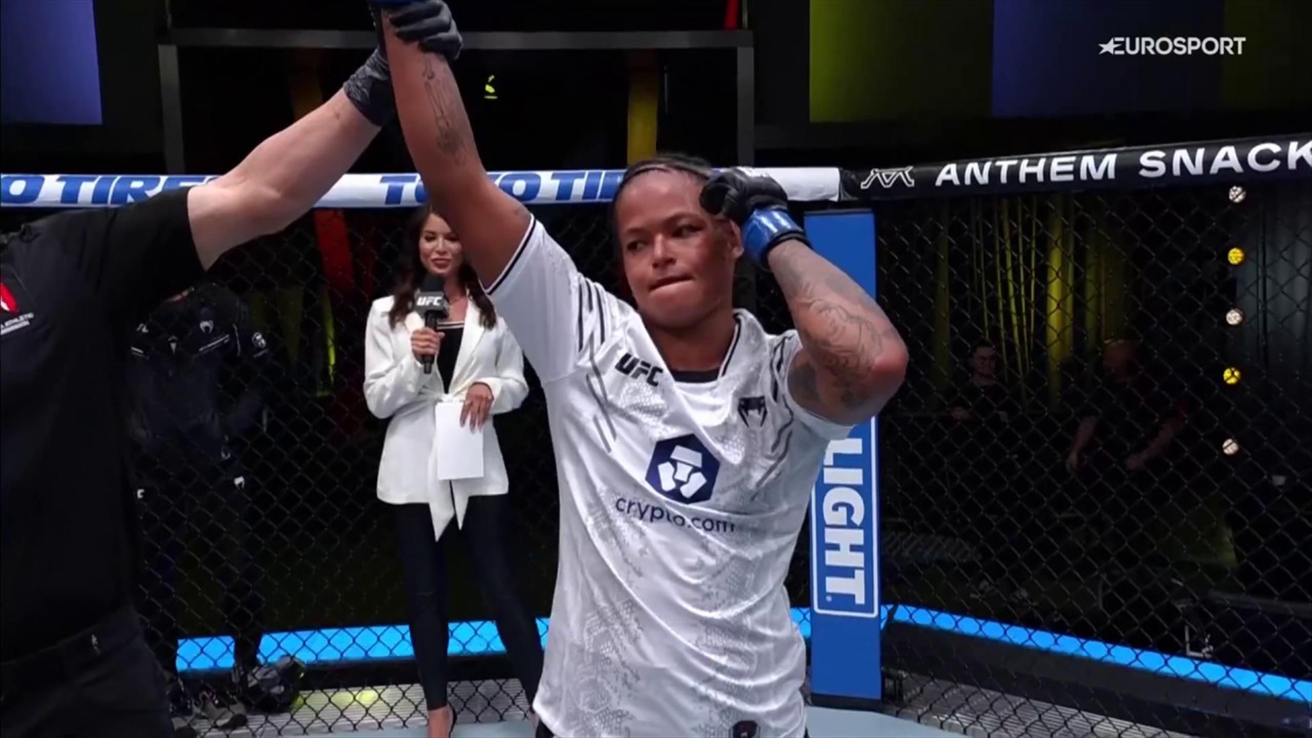 UFC Vegas 91 | Silva verslaat Da Silva en pakt vierde overwinning in de ...