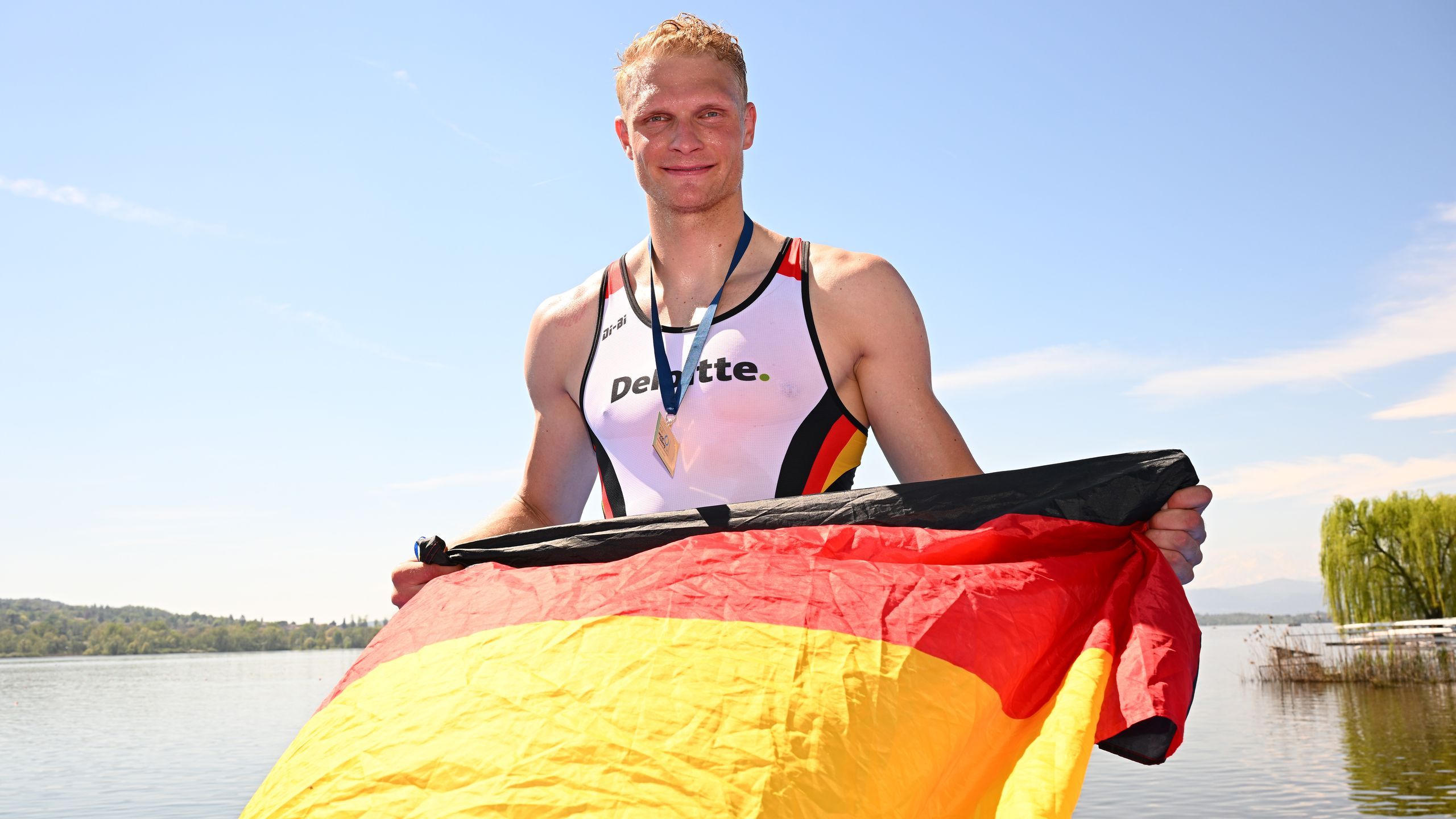 Ruder-EM 2024: Oliver Zeidler wird Favoritenrolle gerecht und gewinnt ...