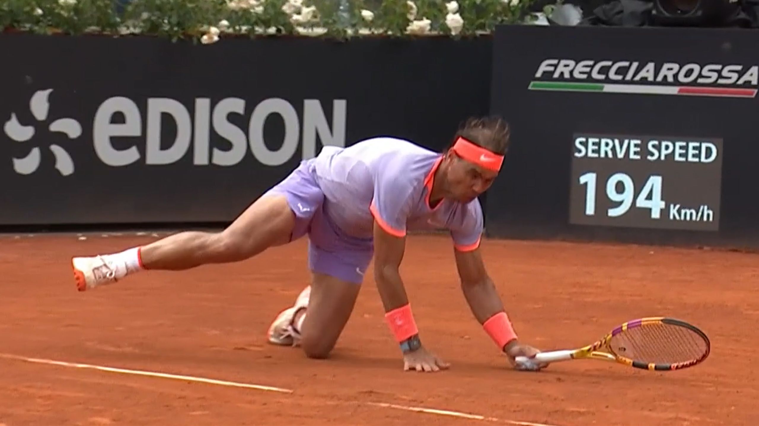 Masters Rome | Chute, roulade et point gagnant : le point fou de Nadal ...