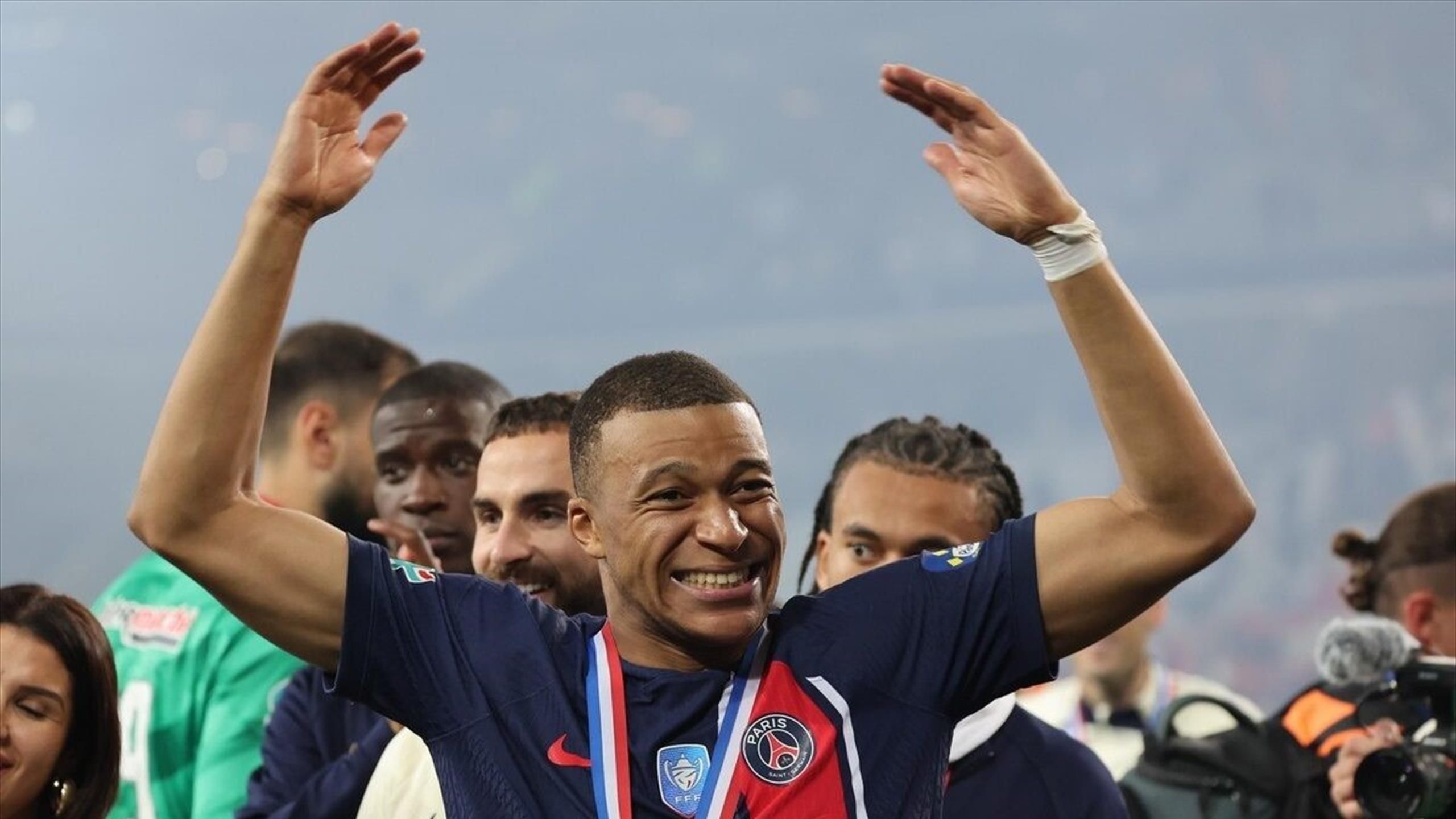 PSG a câștigat Champions League și a primit imediat un mesaj de la ...