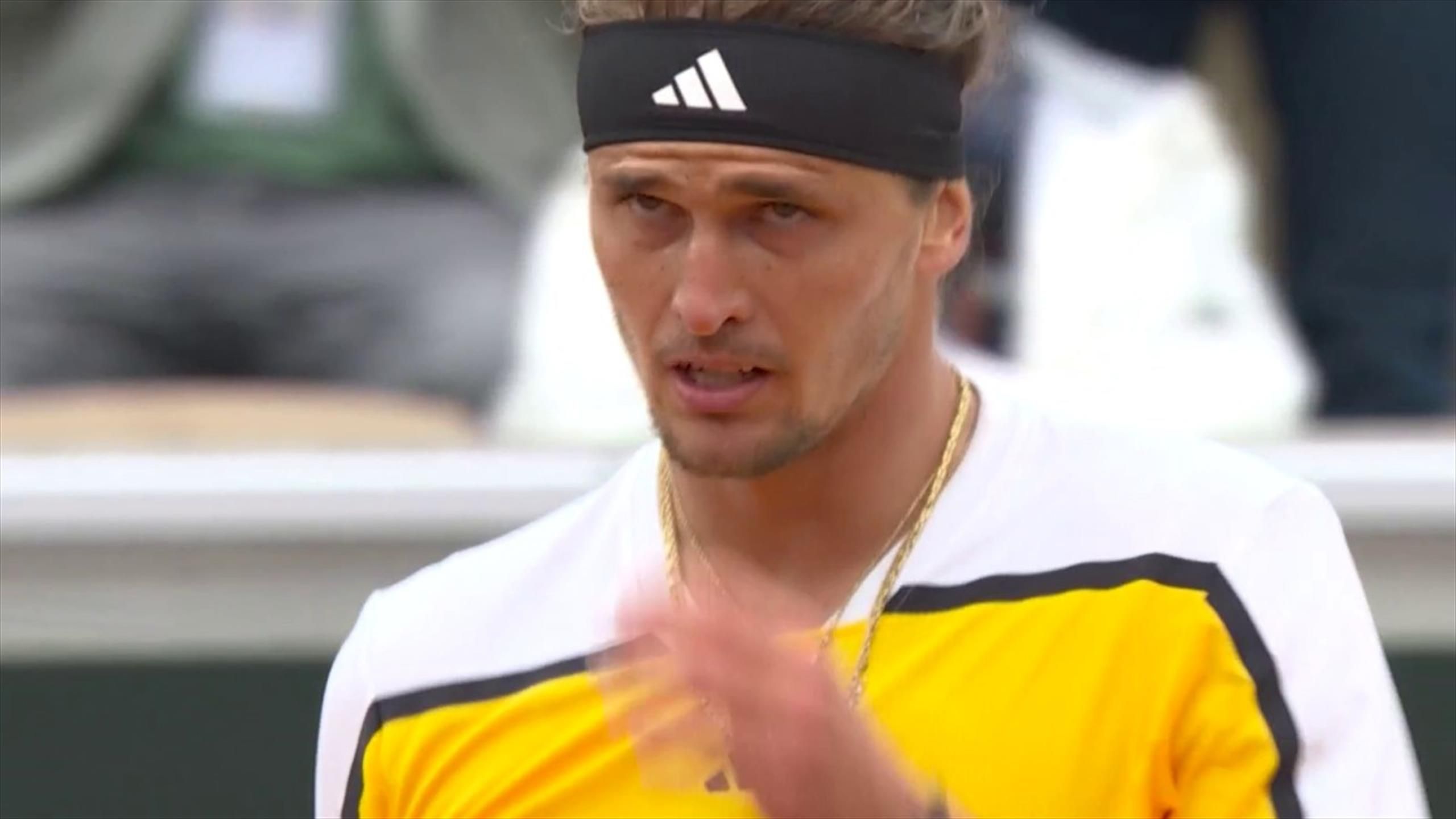 French Open 2024: Alexander Zverev schlägt David Goffin in der 2. Runde glatt in drei Sätzen ...