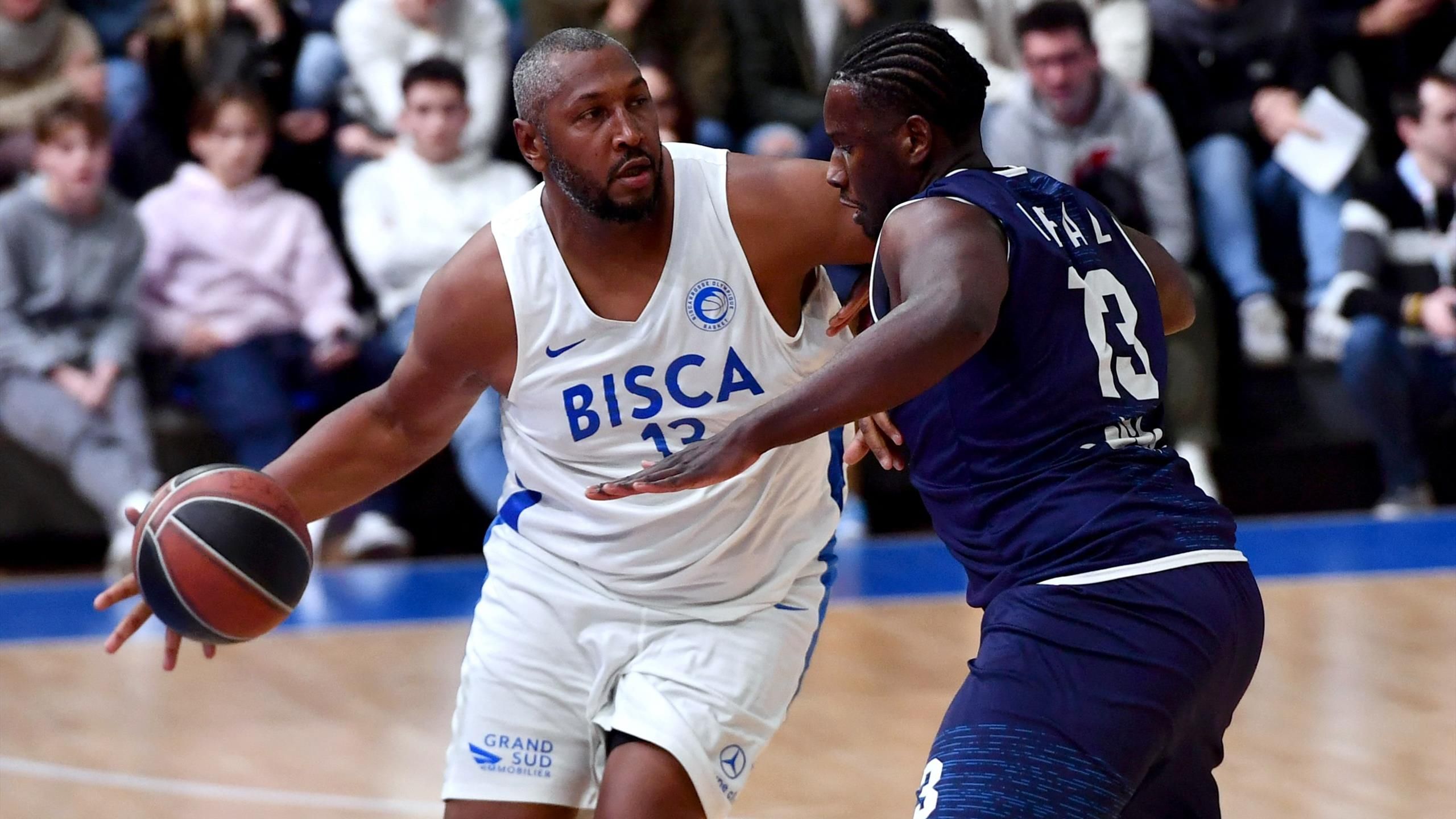 Boris Diaw remporte la "Coupe du monde des Landes" - Eurosport
