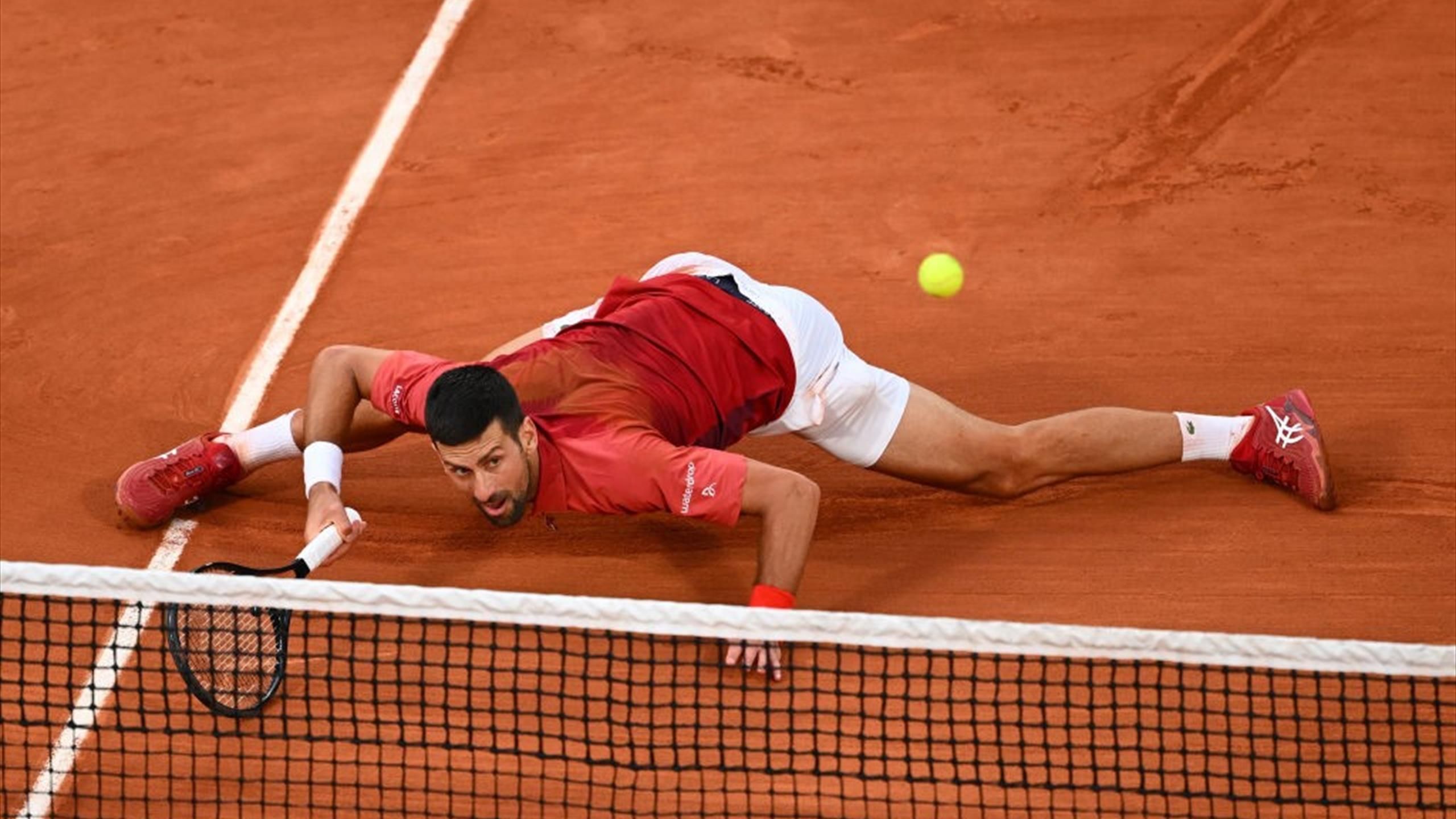 Roland-Garros 2024 | Djokovic après ses glissades face à Cerundolo ...