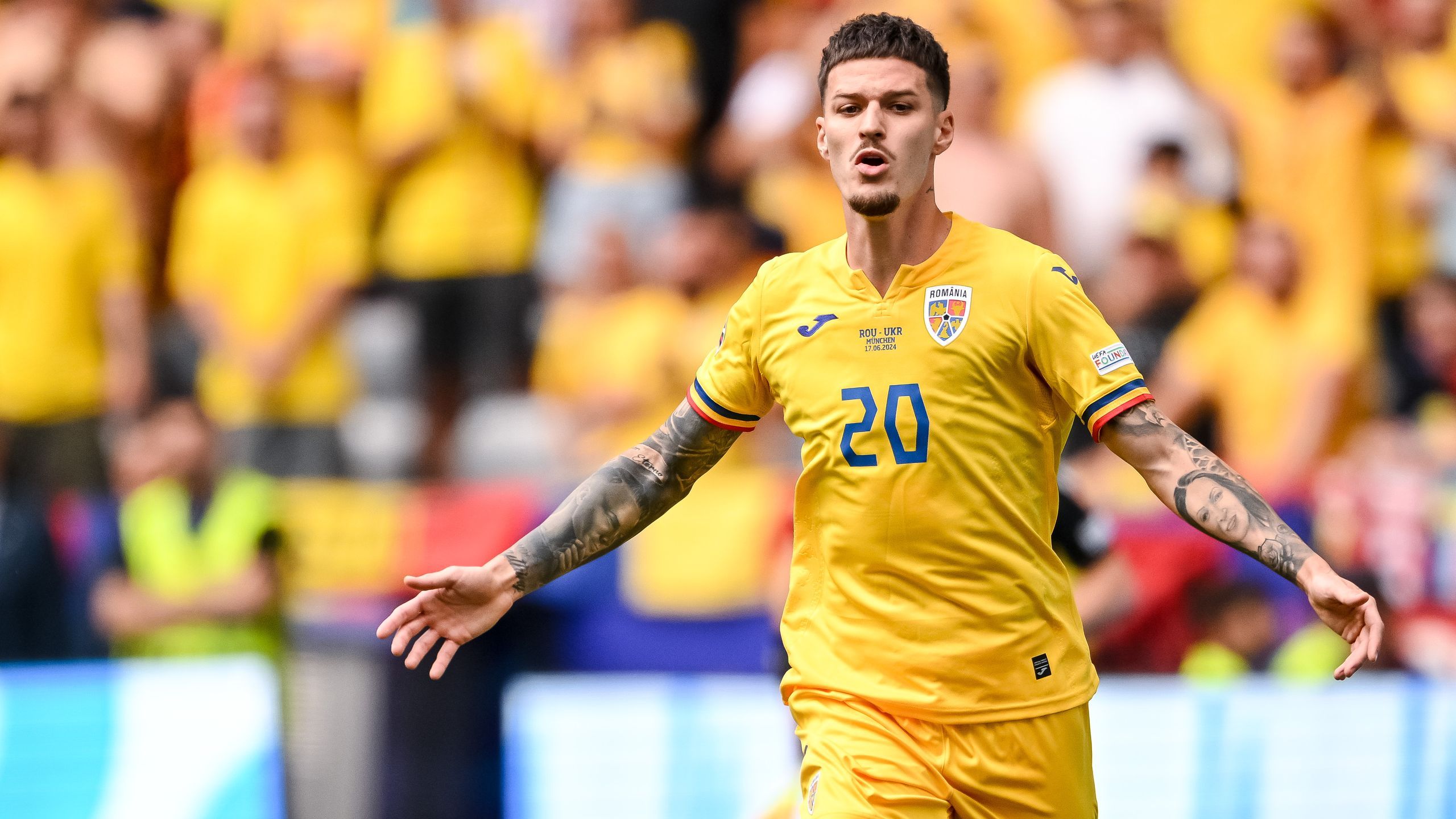 Dennis Man, urmărit de două cluburi de top în meciul dintre România și ...