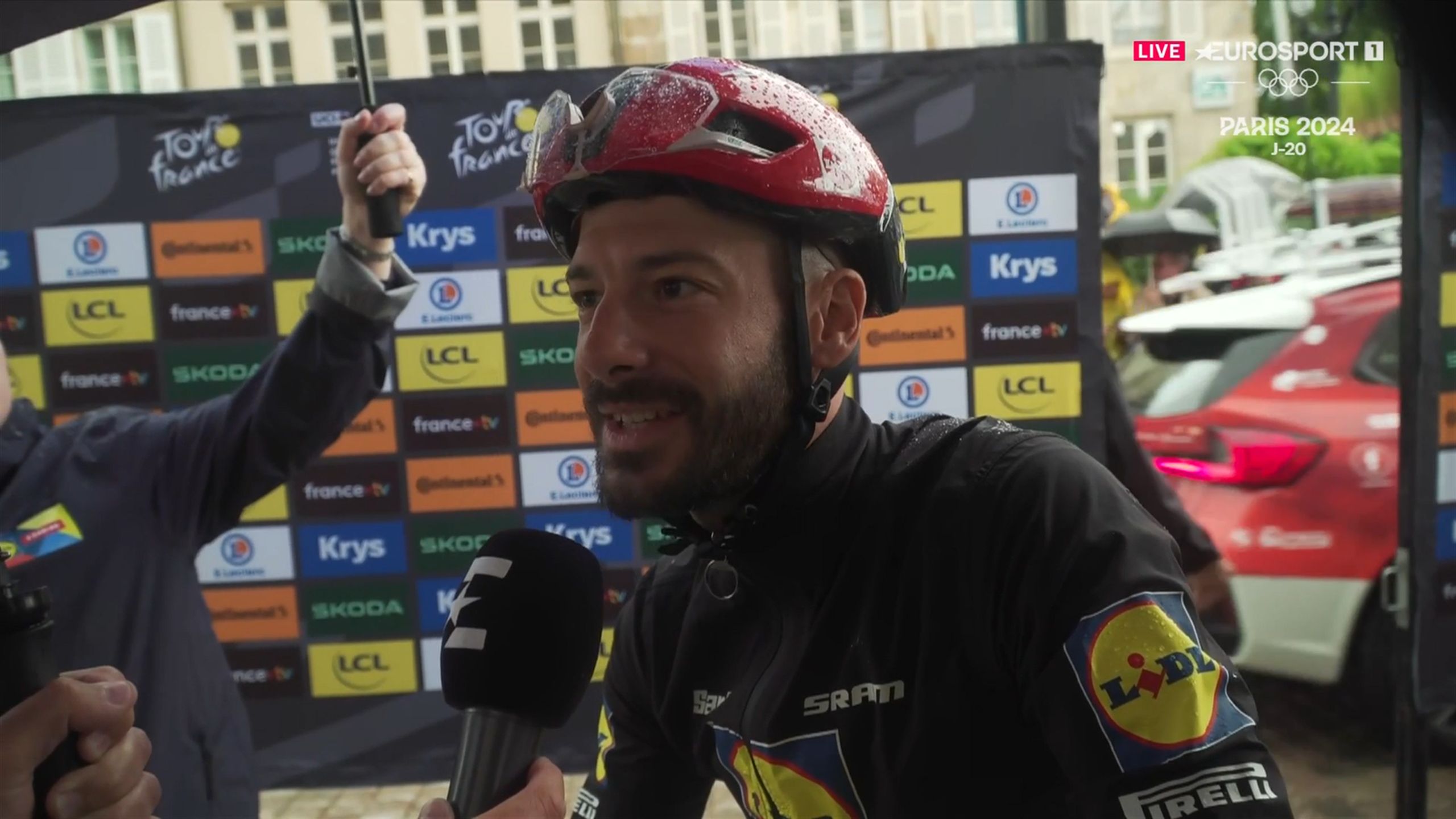 Tour de France | Julien Bernard ovationné : "On ne se rend pas compte ...