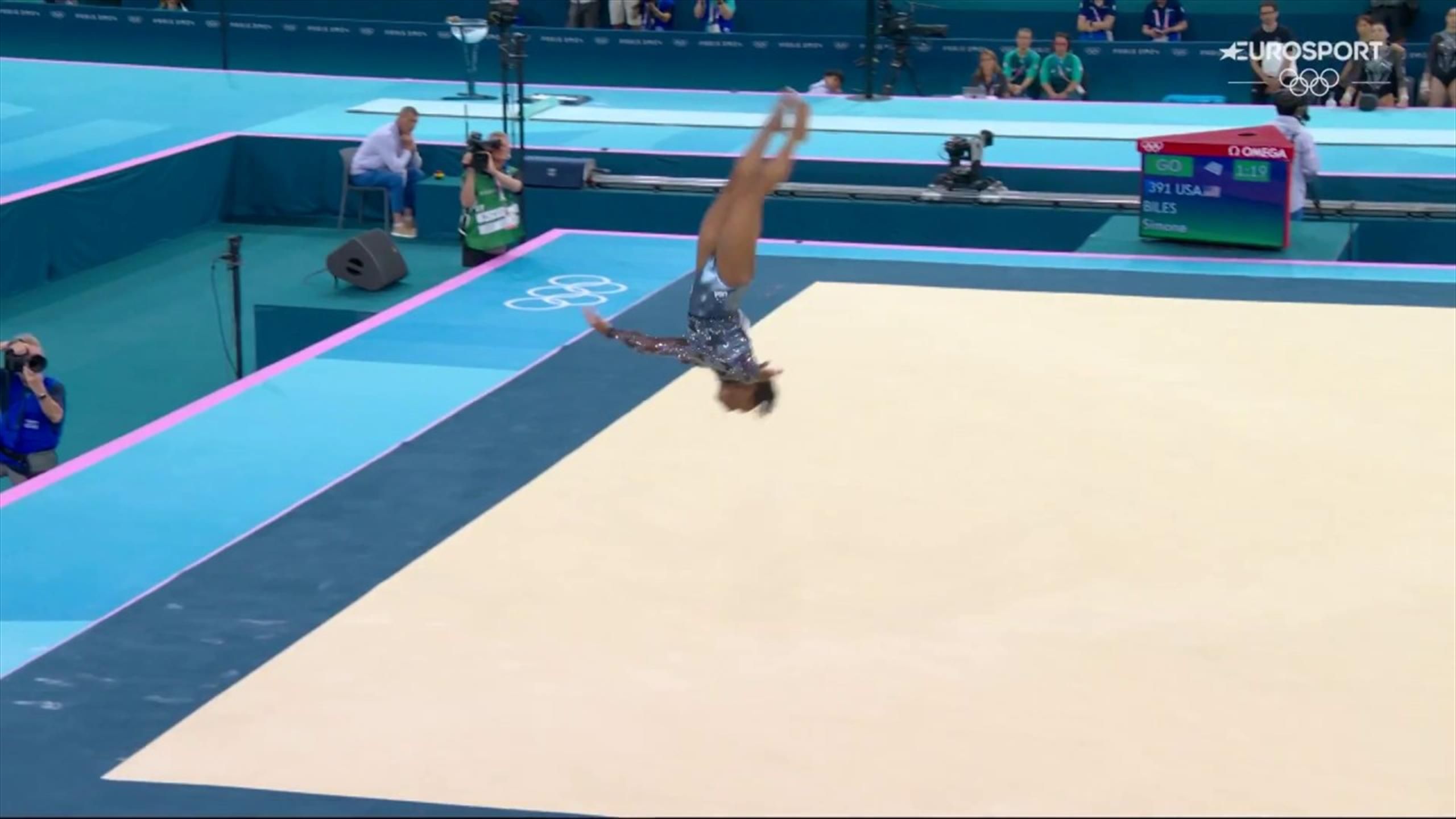 Biles incontenibile a corpo libero - Artistic Gymnastics video - Eurosport
