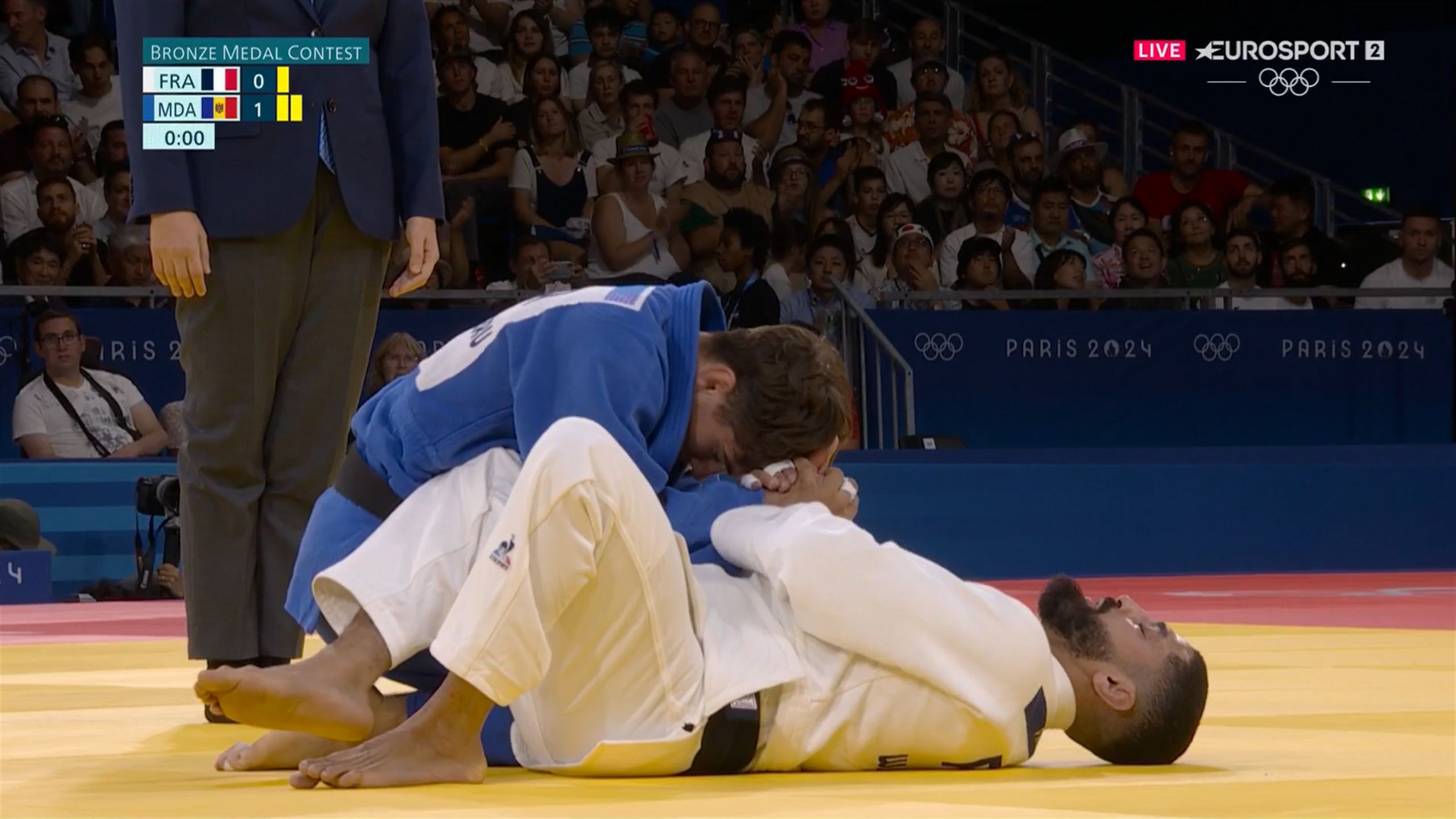 Jeux Olympiques Paris 2024 | -66 kg | Walide Khyar au pied du podium ...