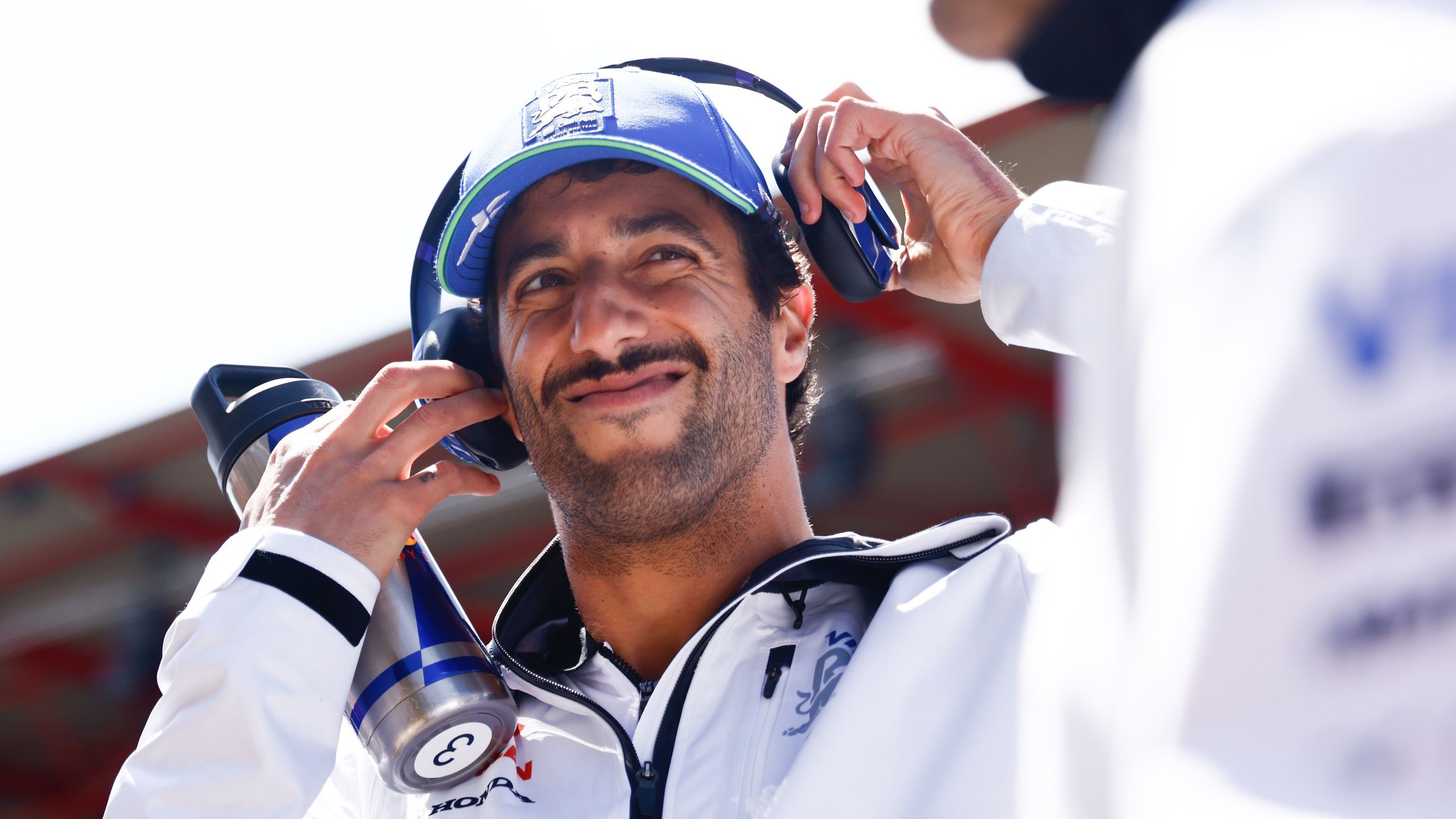 Entscheidung gefallen: Daniel Ricciardo behält Cockpit bei Red Bulls B ...