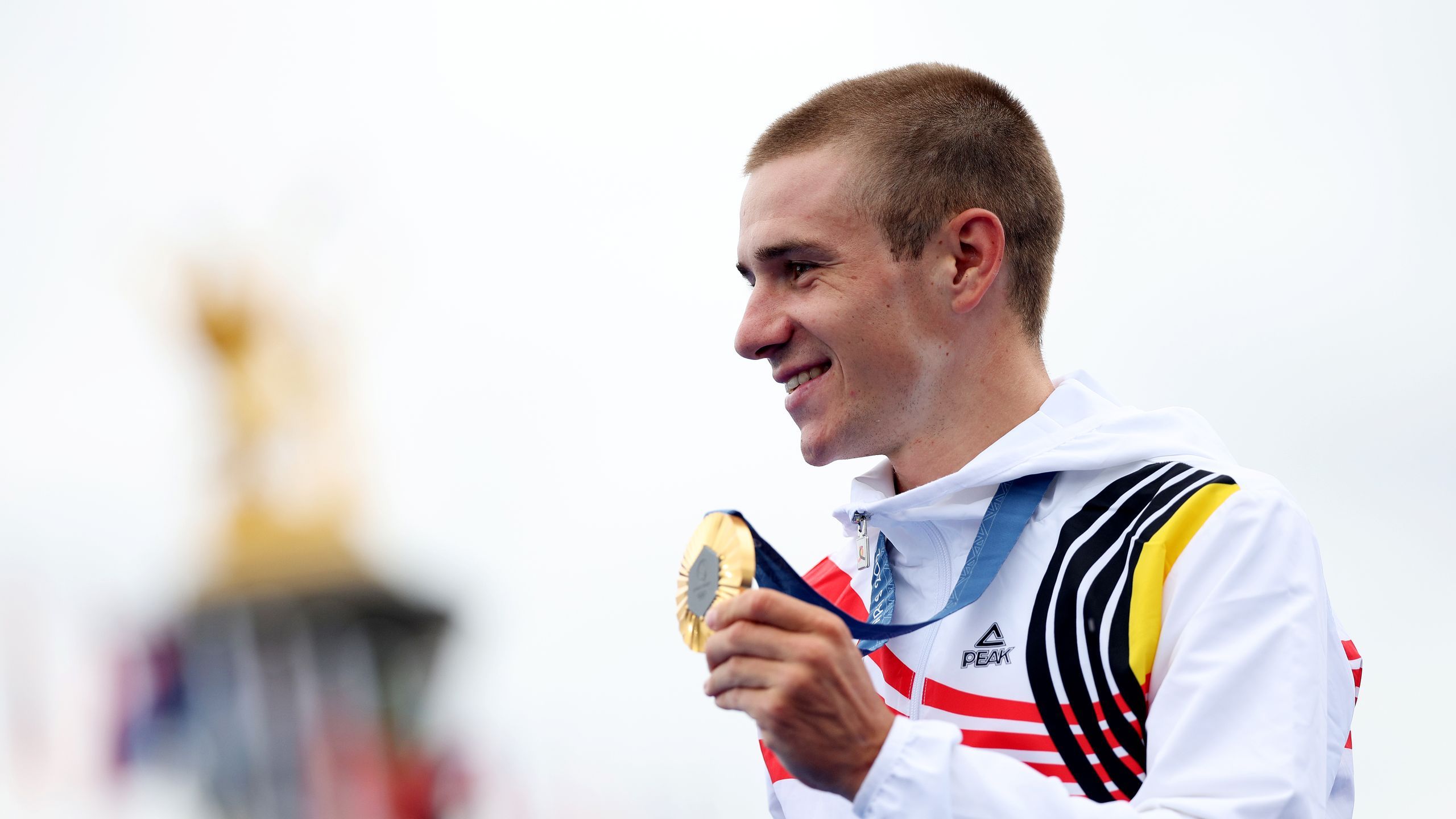 Olympia 2024: Patrick Lefevre überrascht mit Worten zu Evenepoel-Gold ...