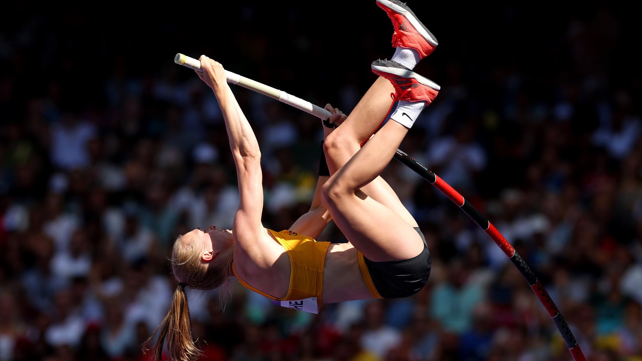 Olympia 2024: Anjuli Knäsche hat mit 4,40 Metern das Stabhochsprung ...