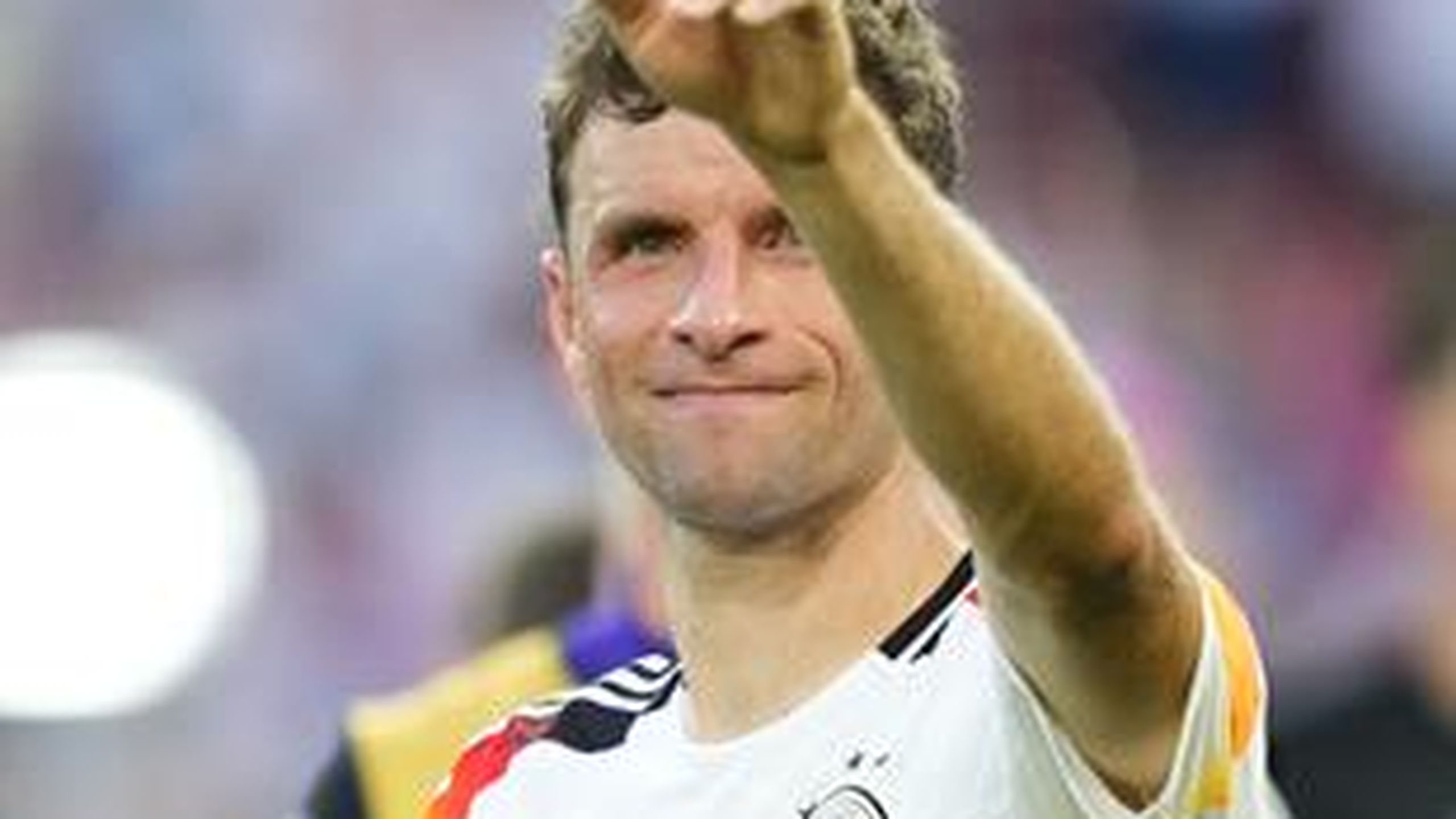 Olympia 2024: Thomas Müller gratuliert Springreit-Olympiasieger ...