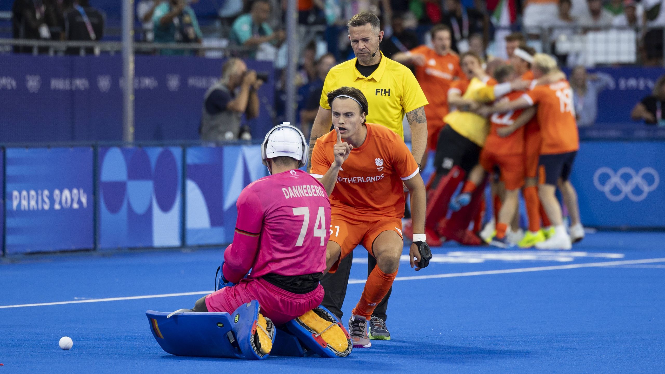 Olympia 2024 - Hockeyspieler Telgenkamp rechtfertigt Provokation gegen ...