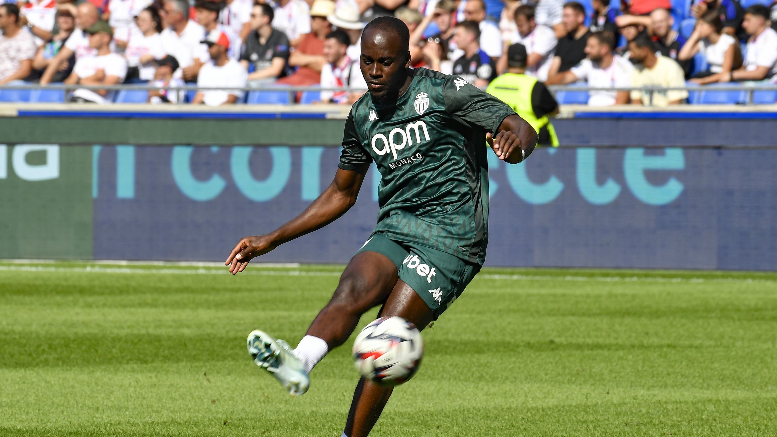 FC Augsburg leiht Monaco-Nachwuchstalent Chrislain Matsima als Ersatz ...