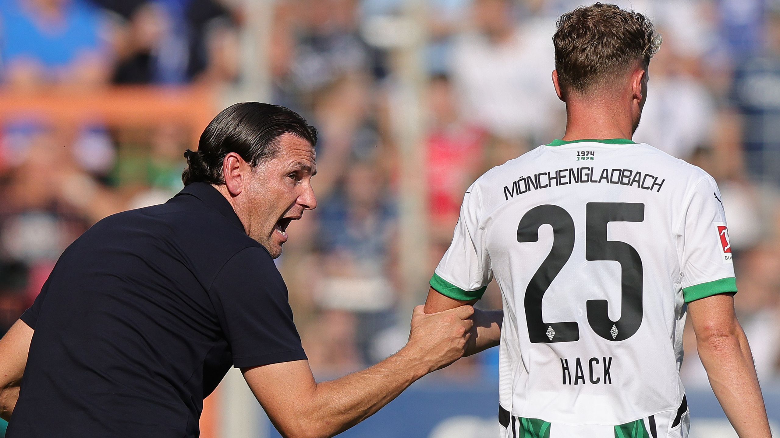 Geschenk für Günter Netzer zum 80. Geburtstag: Gerardo Seoane wünscht ...