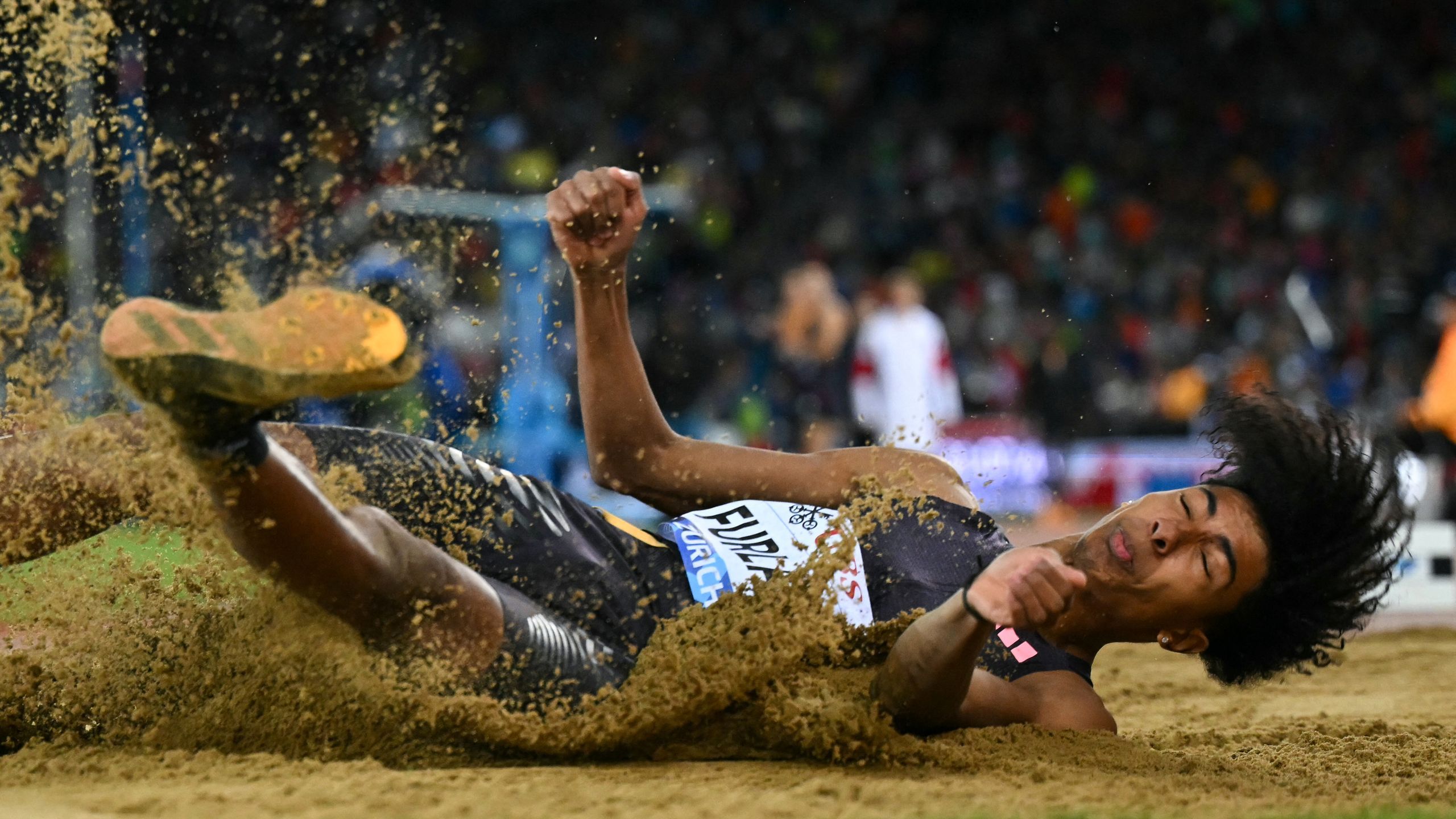 Mattia Furlani vince a Turku, salta 8.11 nel lungo davanti all ...