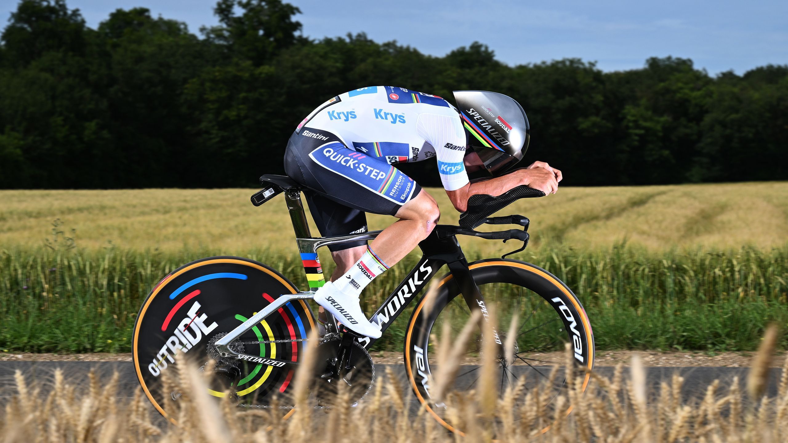 "Fesses bien rondes" et position parfaite : Pourquoi Remco Evenepoel ...