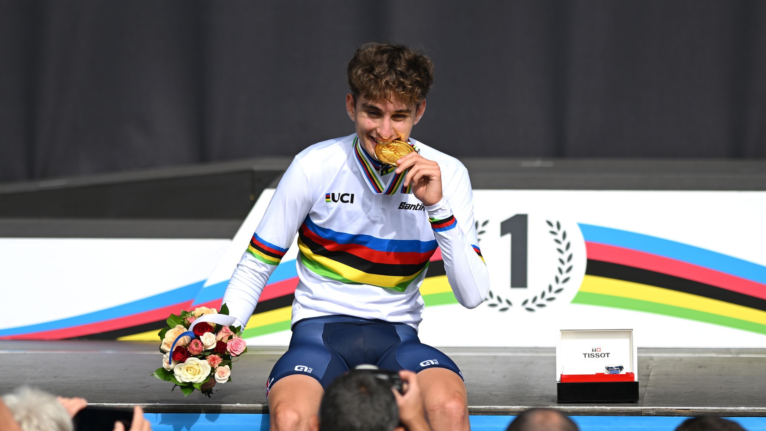 WK Wielrennen | Paul Seixas nieuwe wereldkampioen tijdrijden junioren ...