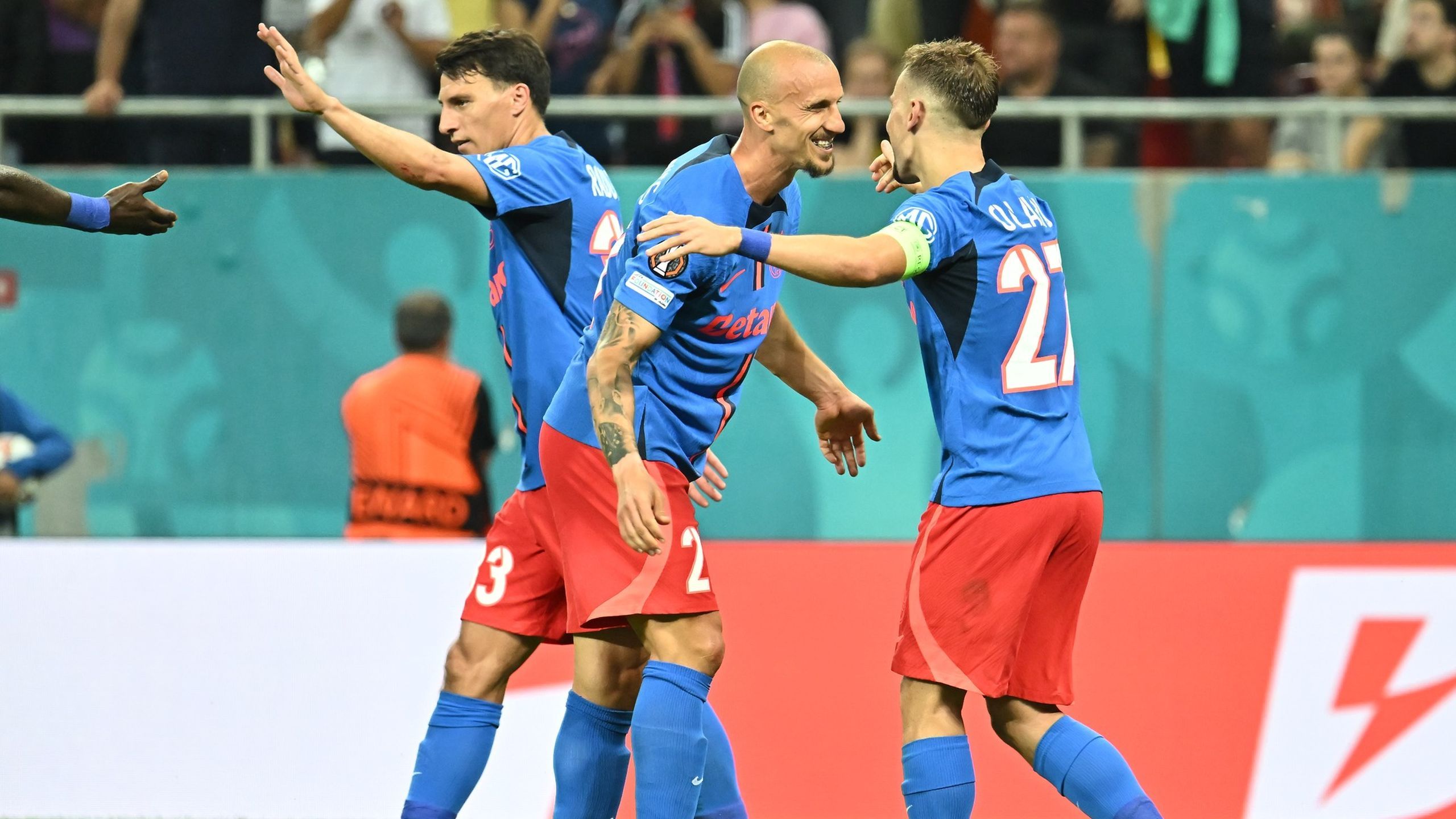 FCSB se "transformă" după victoria cu RFS! 7 jucători, OUT din primul ...