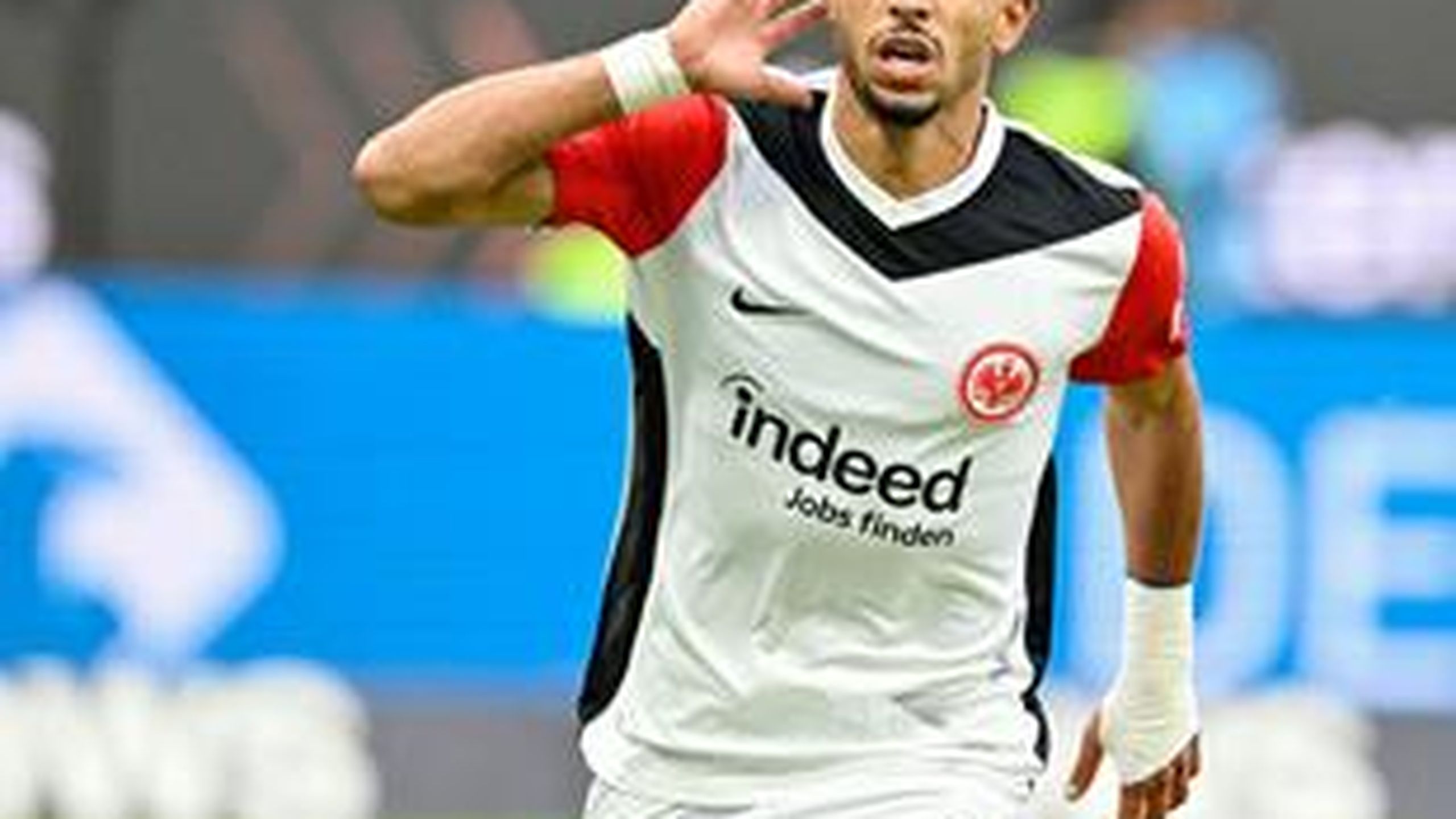 Wechsel fix: Manchester City holt Omar Marmoush von Eintracht Frankfurt ...