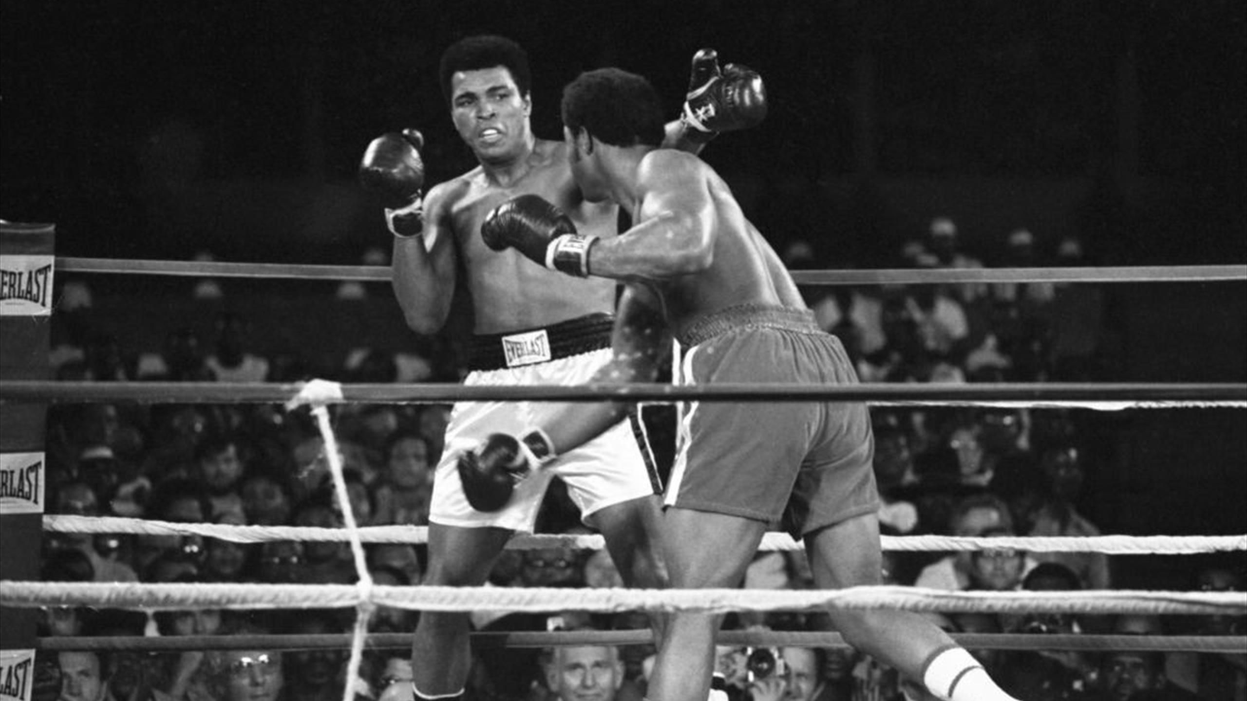 Muhammad Ali schlägt George Foreman im Rumble in the Jungle 1974 im ...