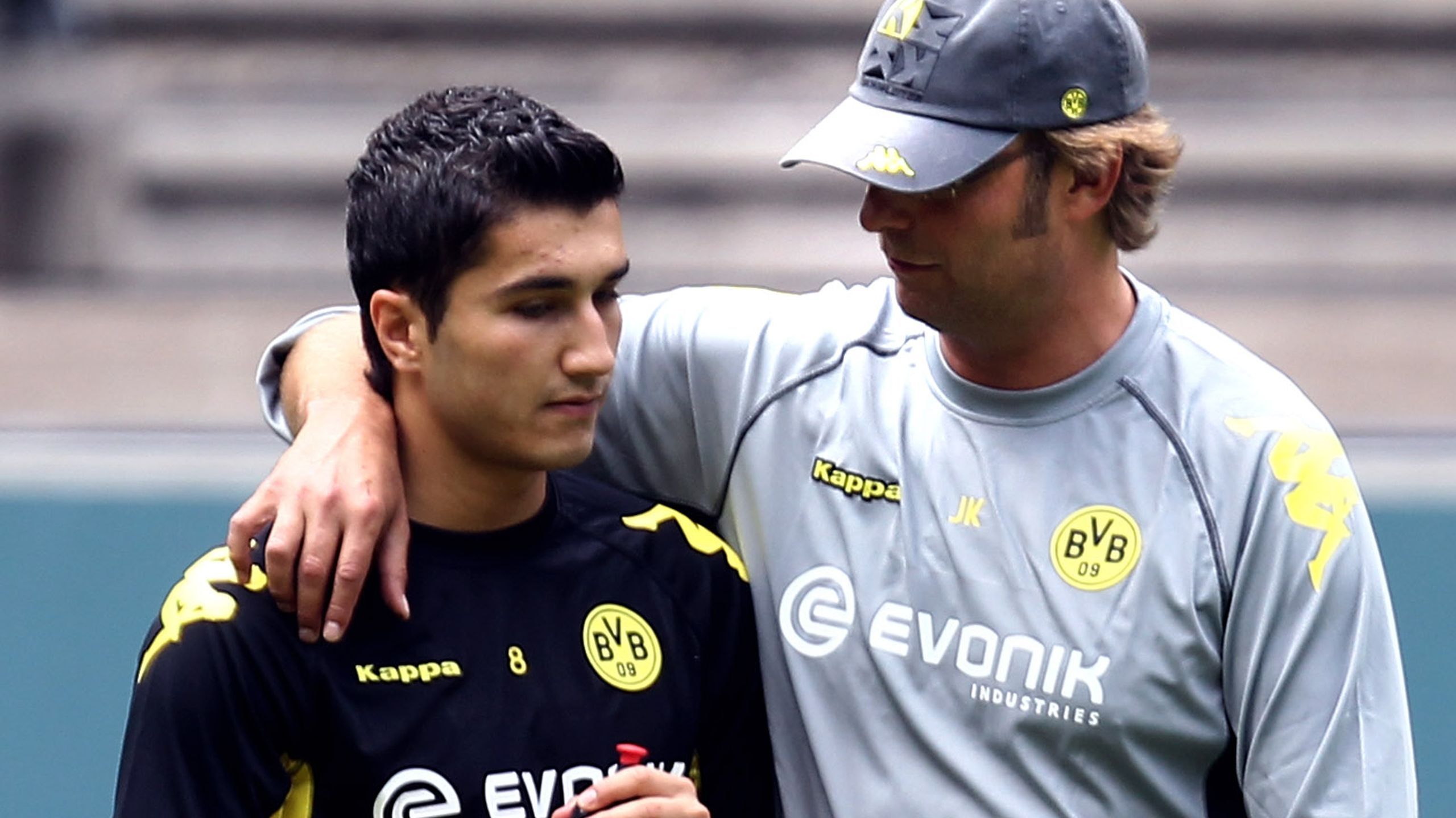 Borussia Dortmund: BVB-Trainer Nuri Sahin erzählt vor Pokal-Spiel gegen ...