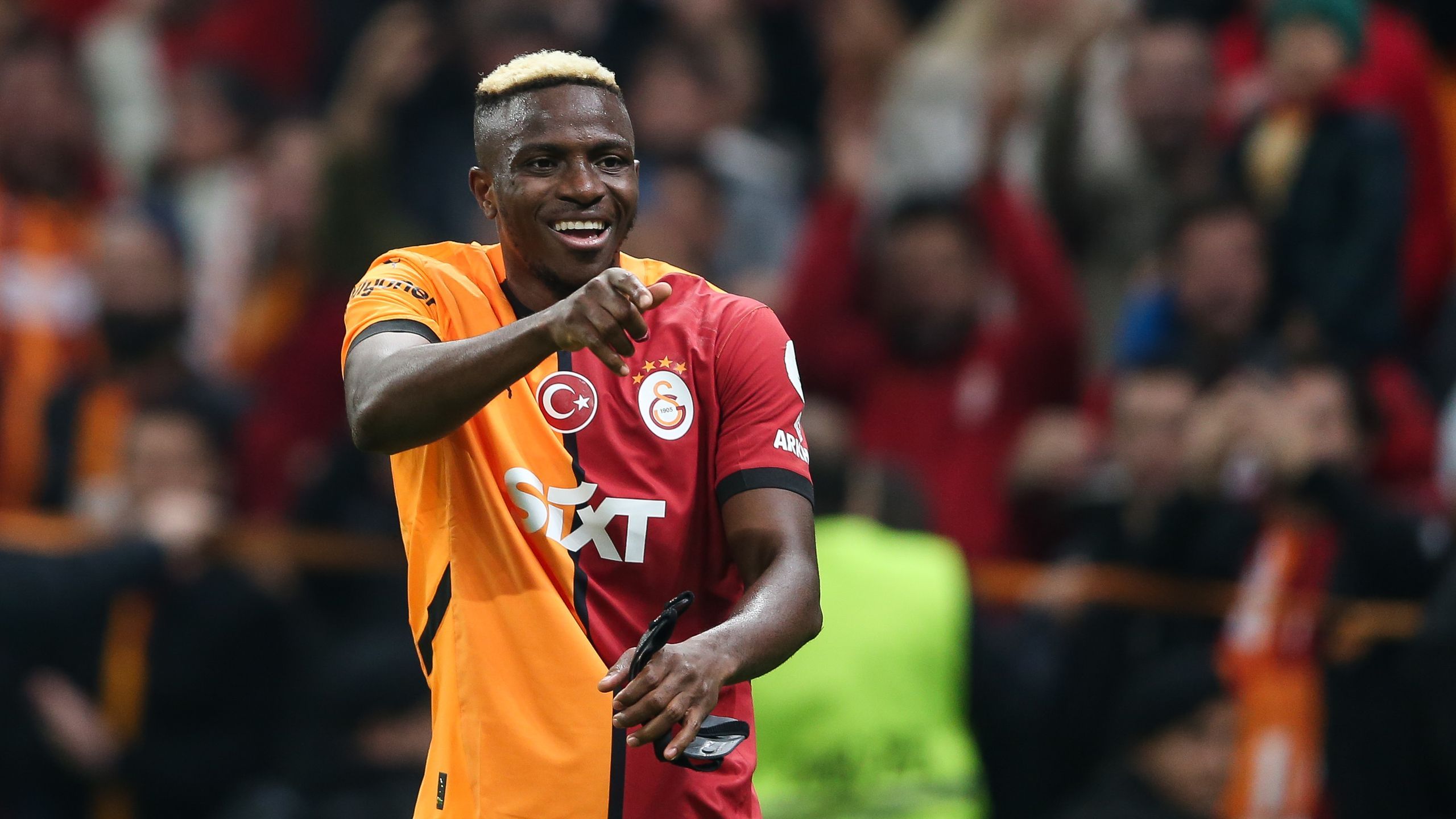 Galatasaray dorește să-l cumpere pe Victor Osimhen! Suma pe care turcii ...