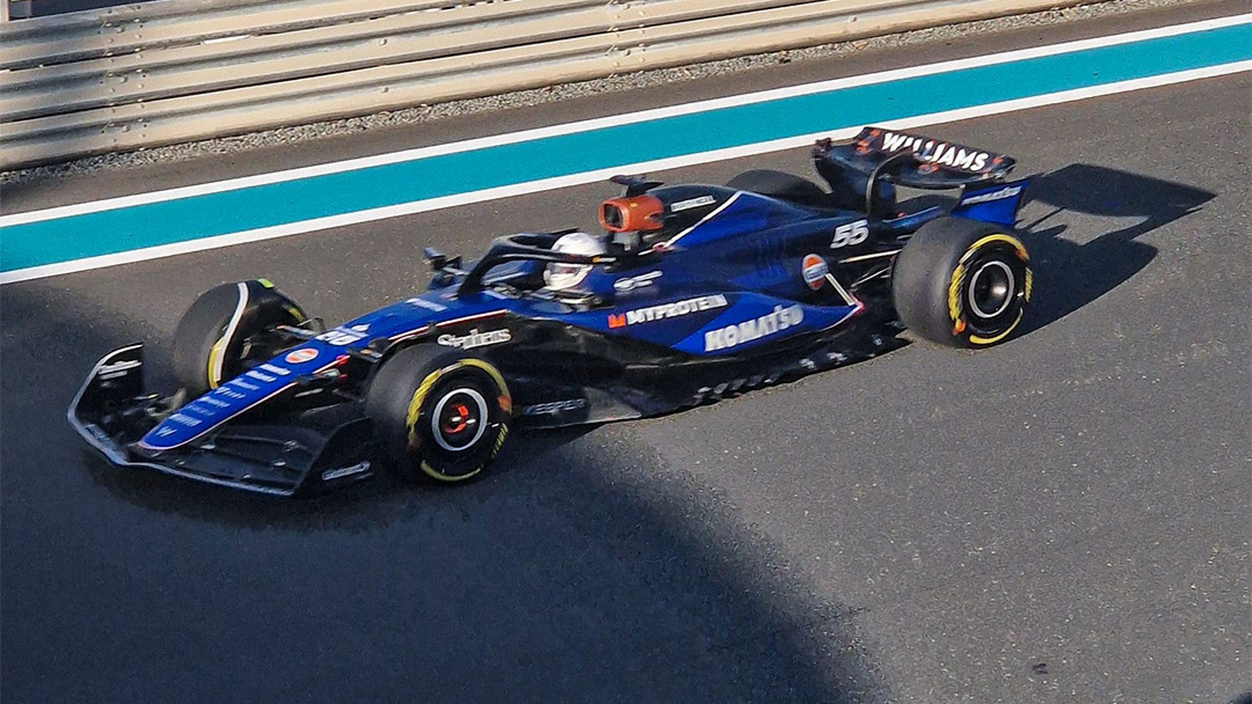 VÍDEO | Carlos Sainz ya rueda con el FW-46 de Williams tras su última ...