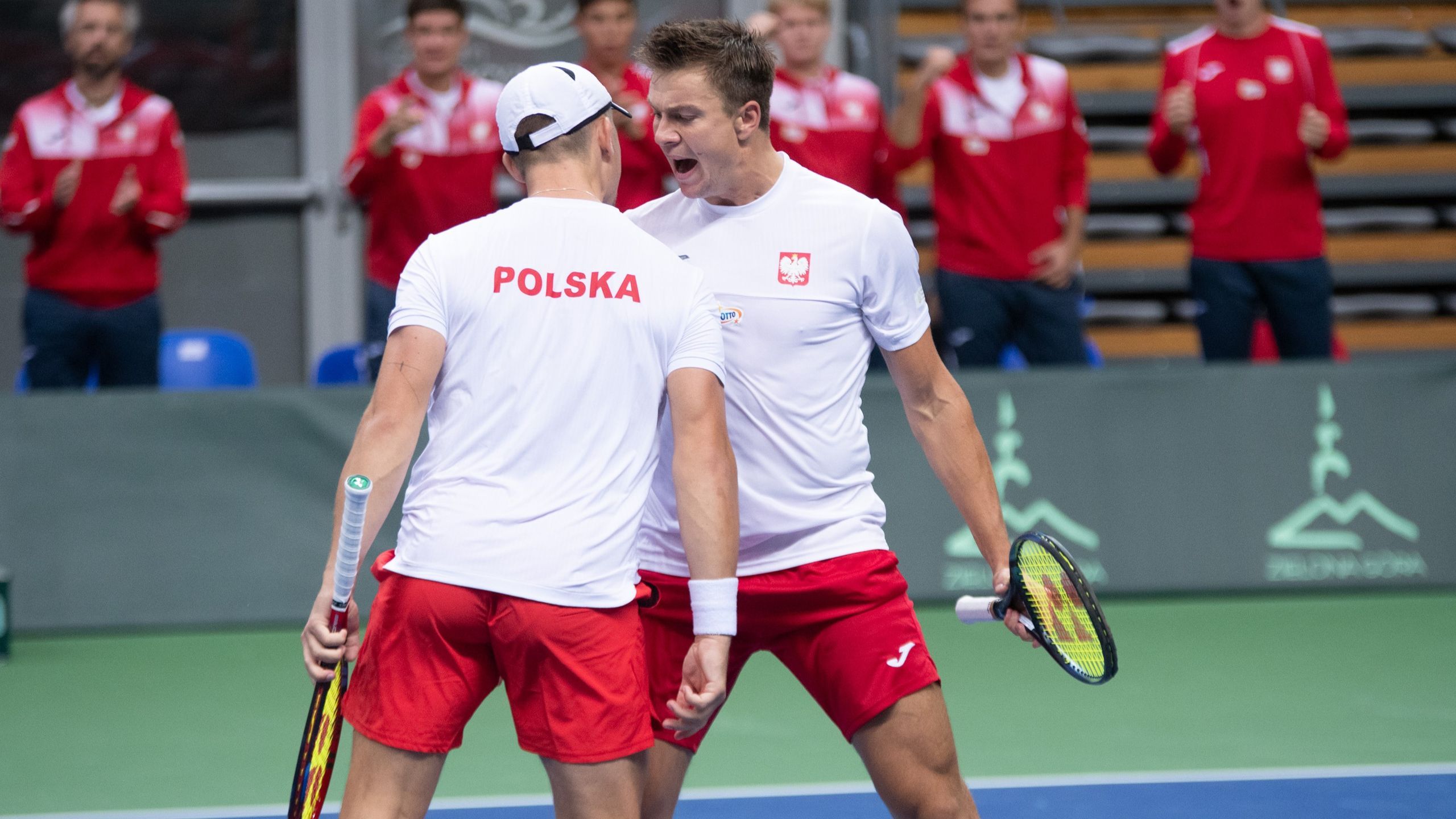 Puchar Davisa 2025. Reprezentacja Polski pokonała Gruzję i awansowała ...