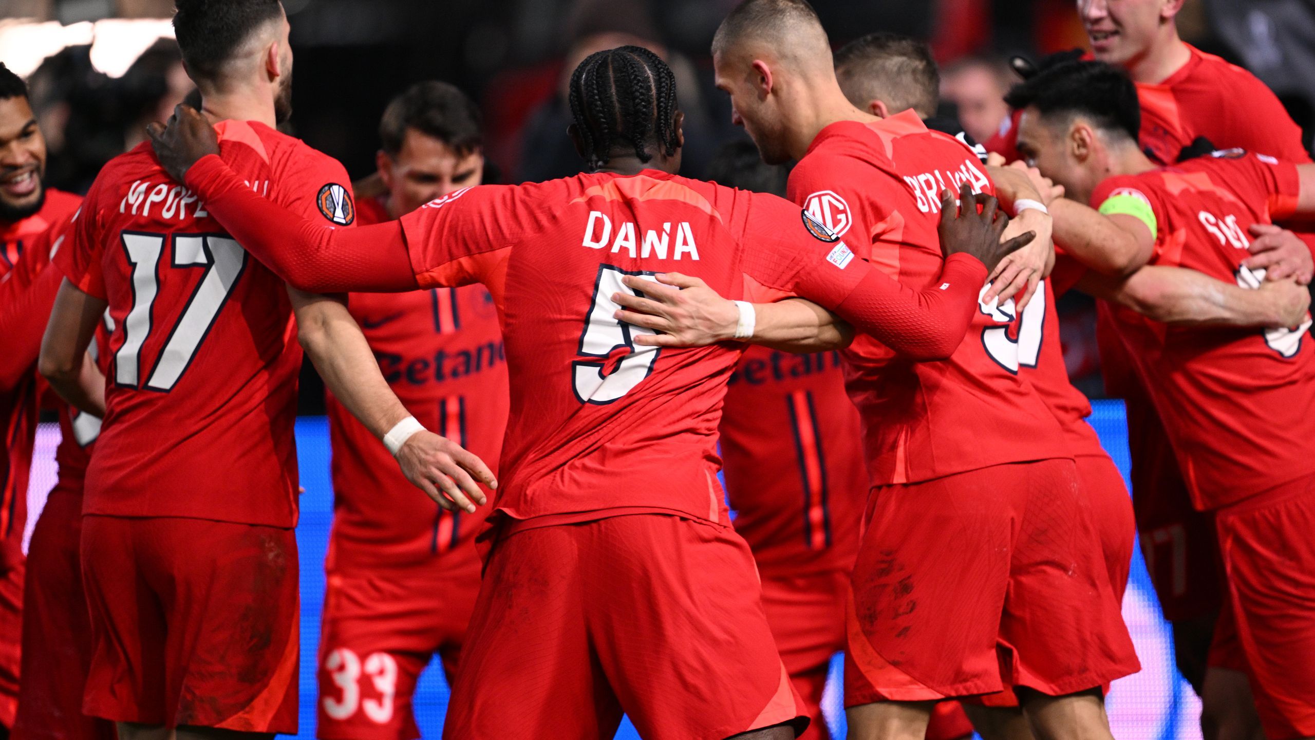 A semnat prelungirea contractului cu FCSB! "Am parte de încrederea ...