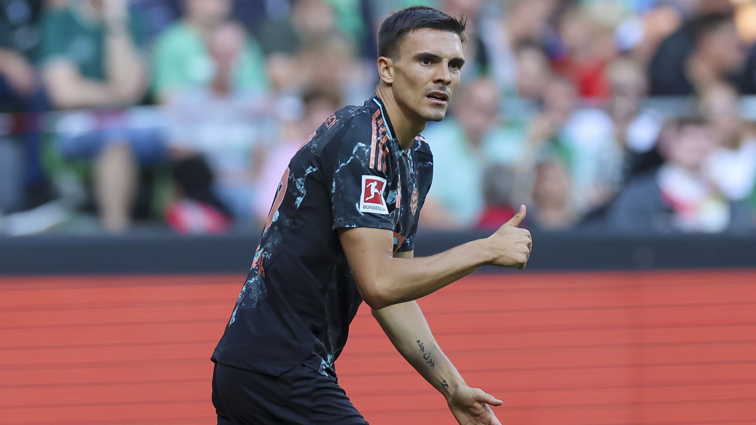 VfB Stuttgart - FC Bayern - Aufstellungen: Joao Palhinha und Leon ...