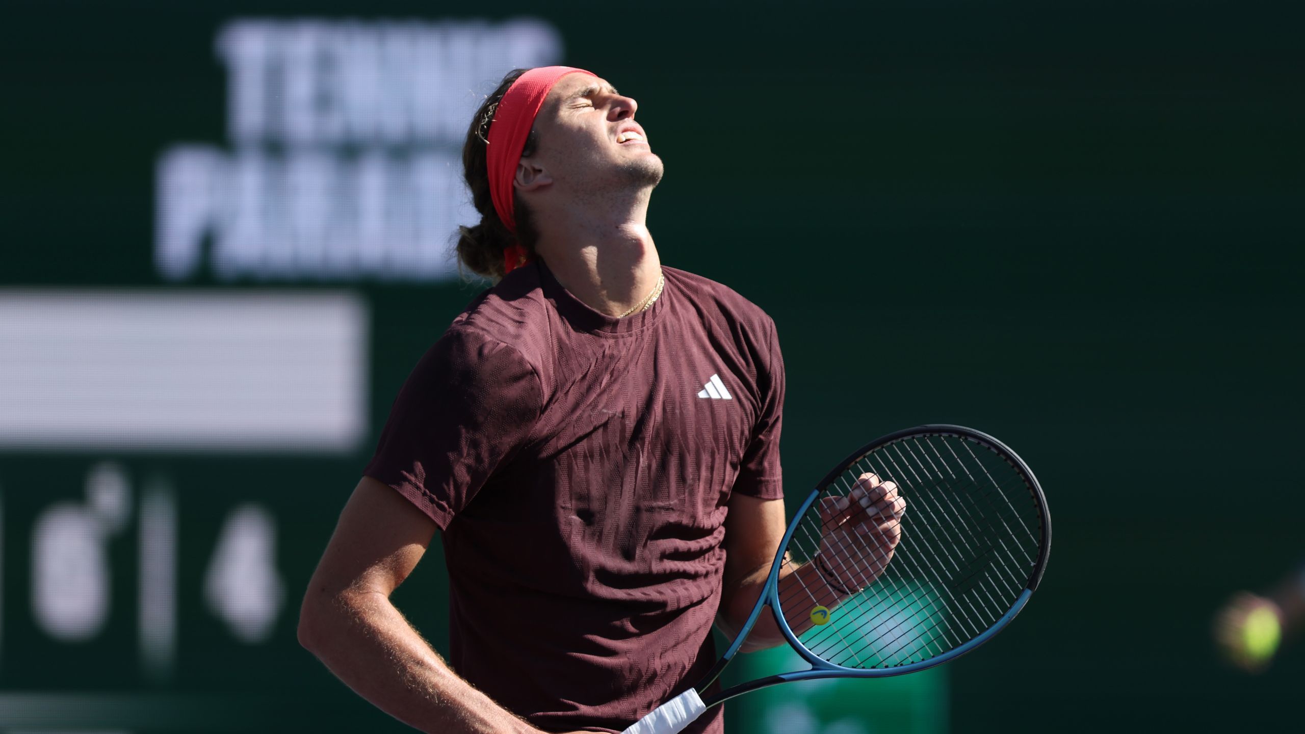 Alexander Zverev in caduta libera: il n°2 del mondo perde all’esordio ...