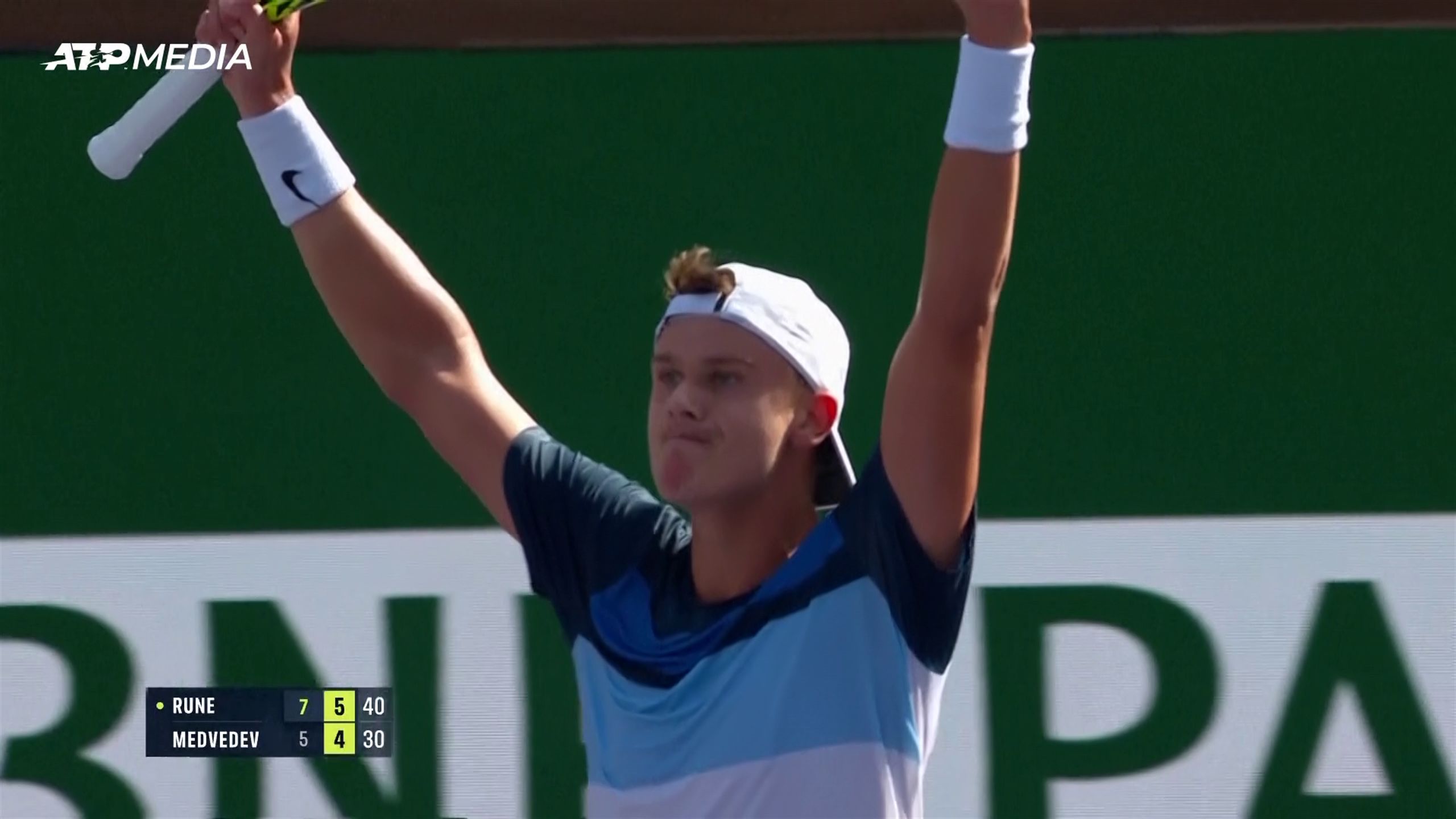 Rune perentorio contro Medvedev: gli highlights in 80" - Tennis video ...