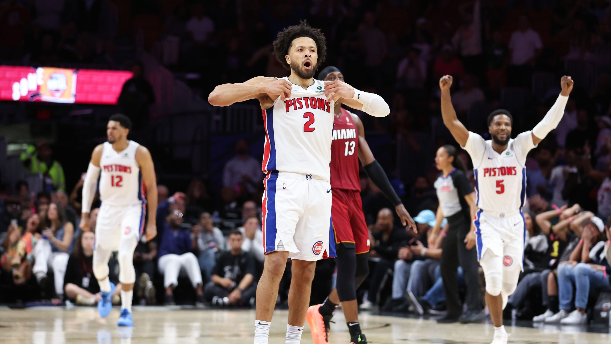 NBA: 5 curiosità della notte che vi siete persi. La tabellata di Cunningham, Doncic dal tunnel ...