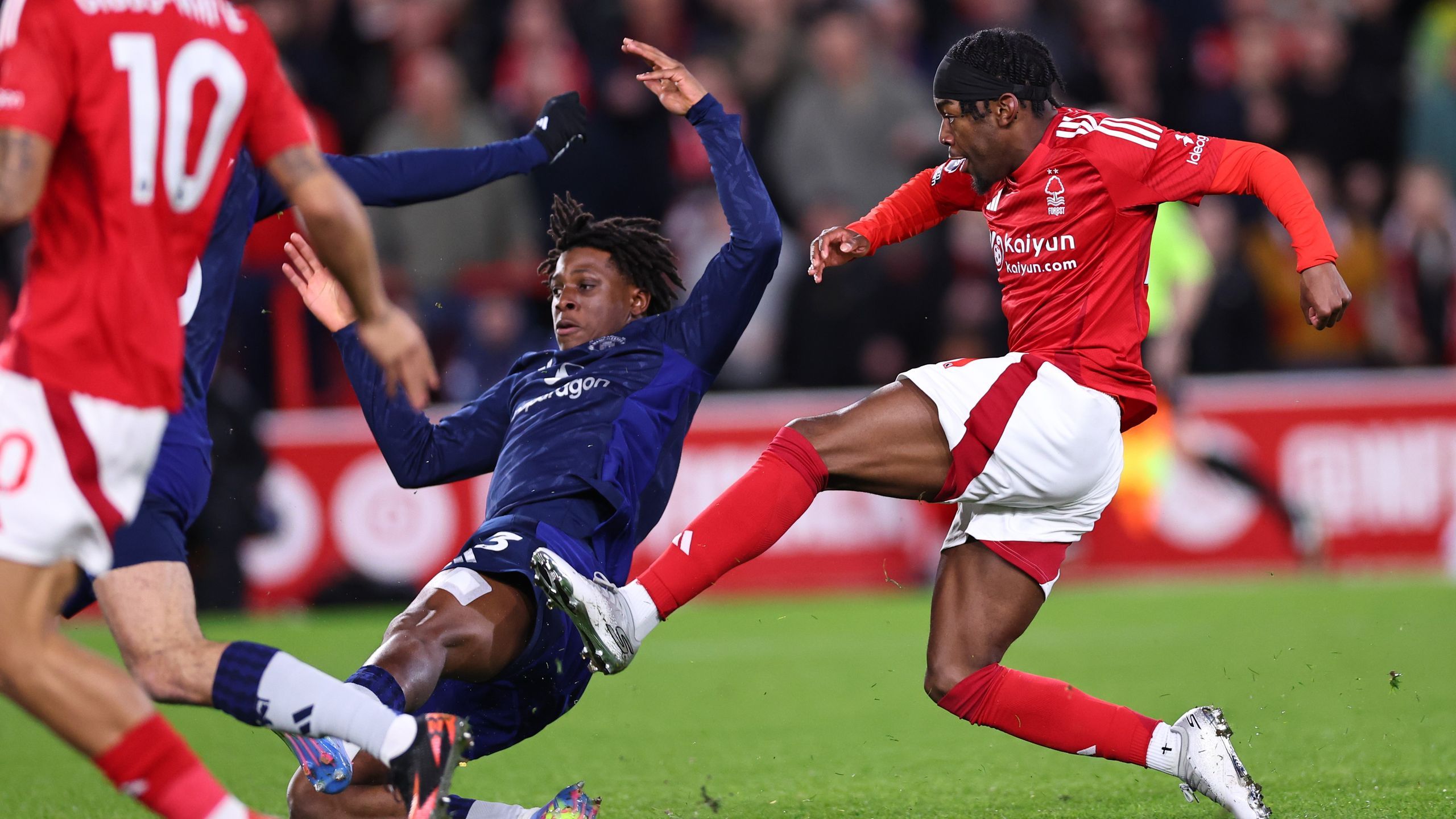 Nottingham Forest pokonało Manchester United w 30. kolejce Premier ...
