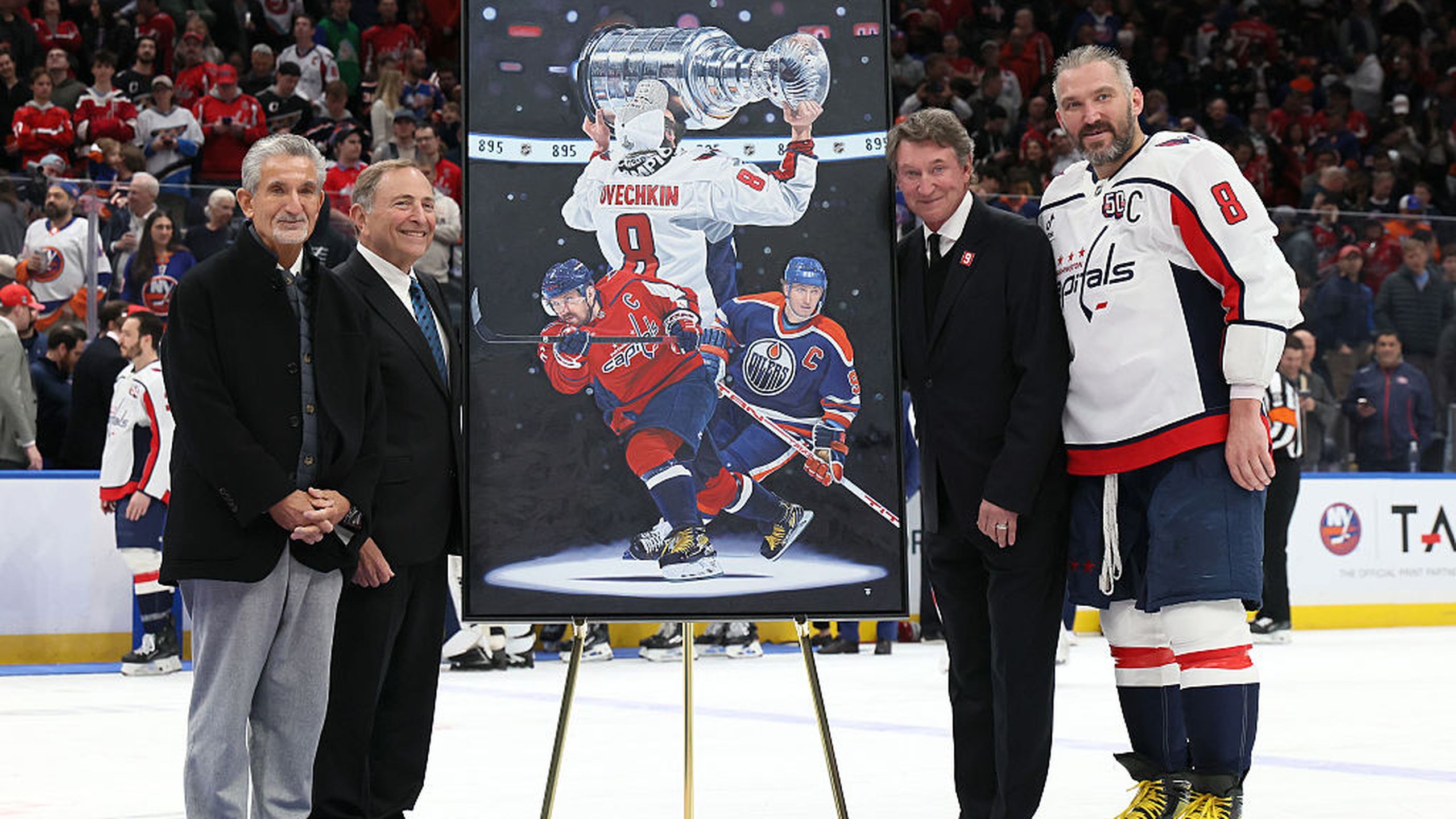 NHL I Alex Ovechkin (Washington Capitals) bat le record du mythique ...
